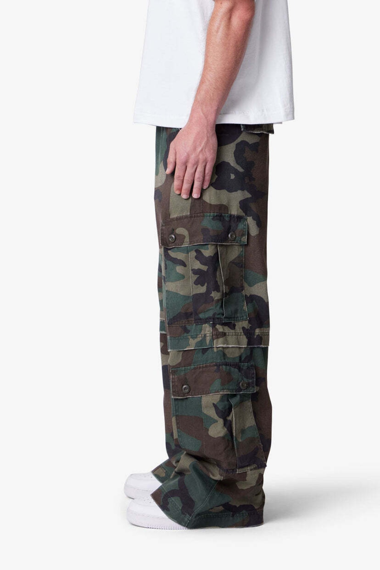 mnml Rave Cargo Pants (M2025-P474-CAM) | ELITE