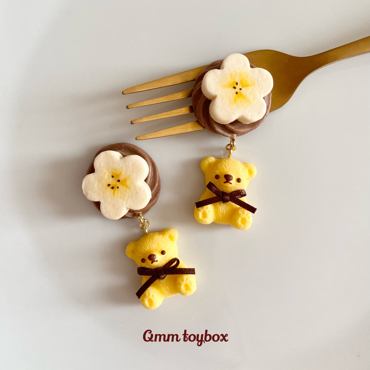 クリーム&ベアバナナ【チタン製ピアス】 | Qmm toybox