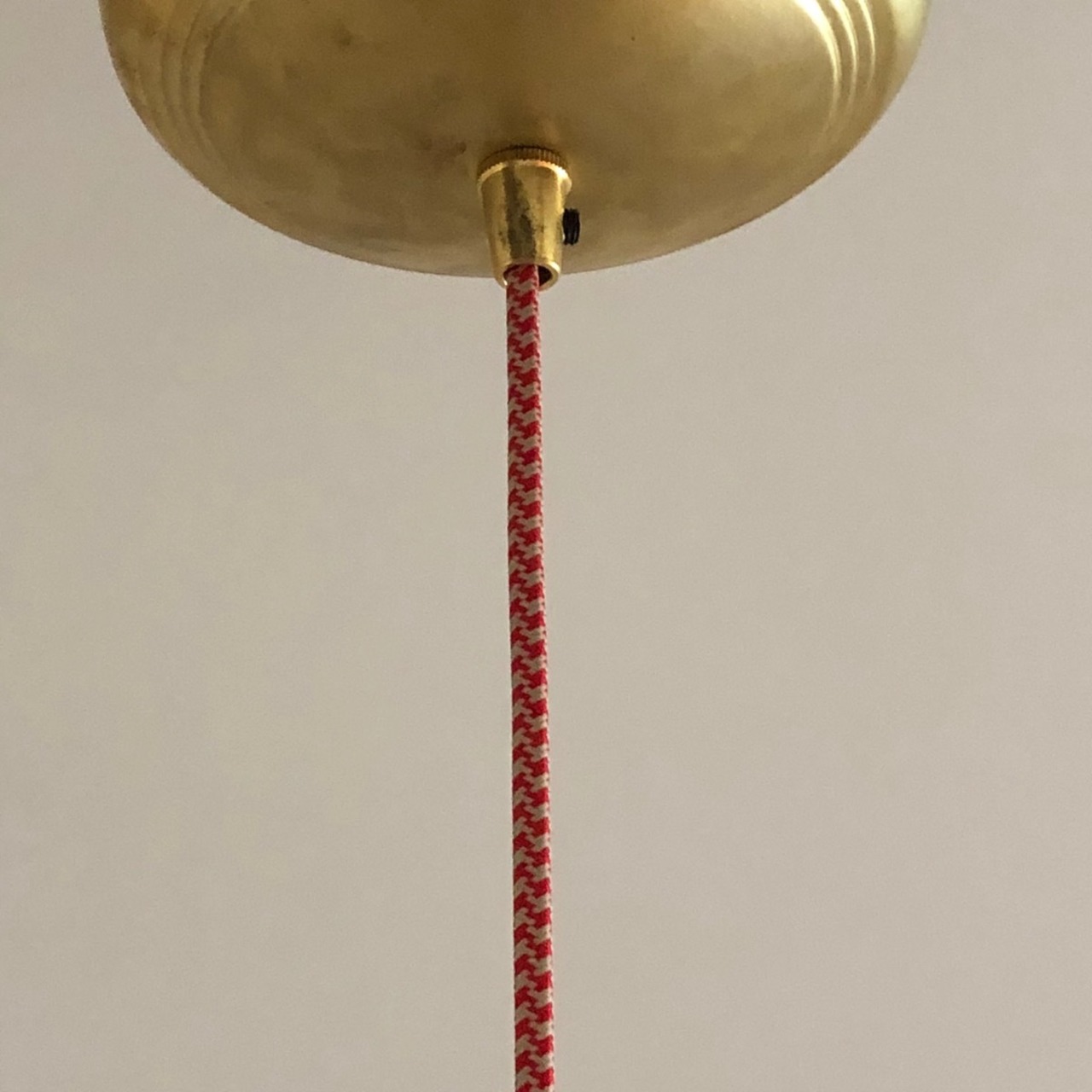 Vintage Fenton Coin Dot Shade Lamp | STOCKMAN