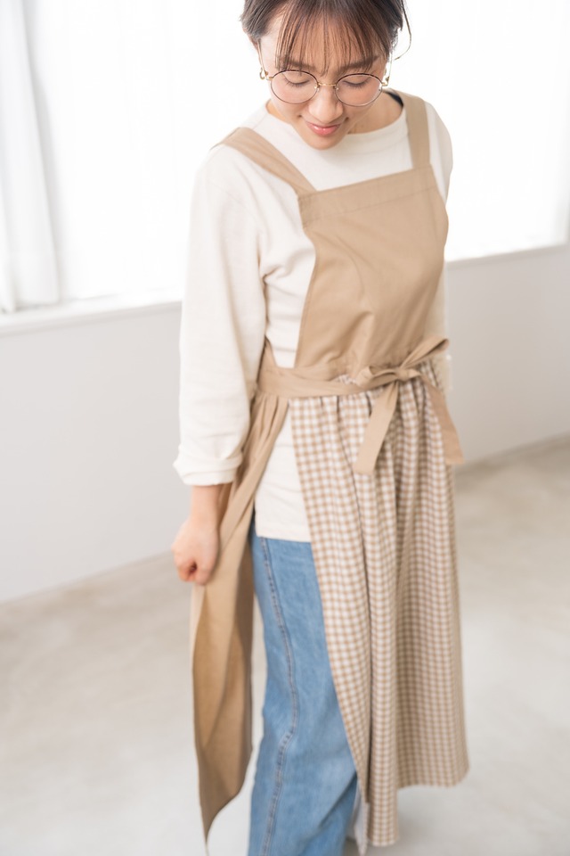 ごきげんエプロン（ベージュ） | oyone.shop