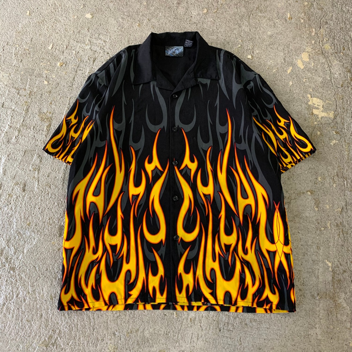 90s Fire pattern S/S shirt | What’z up