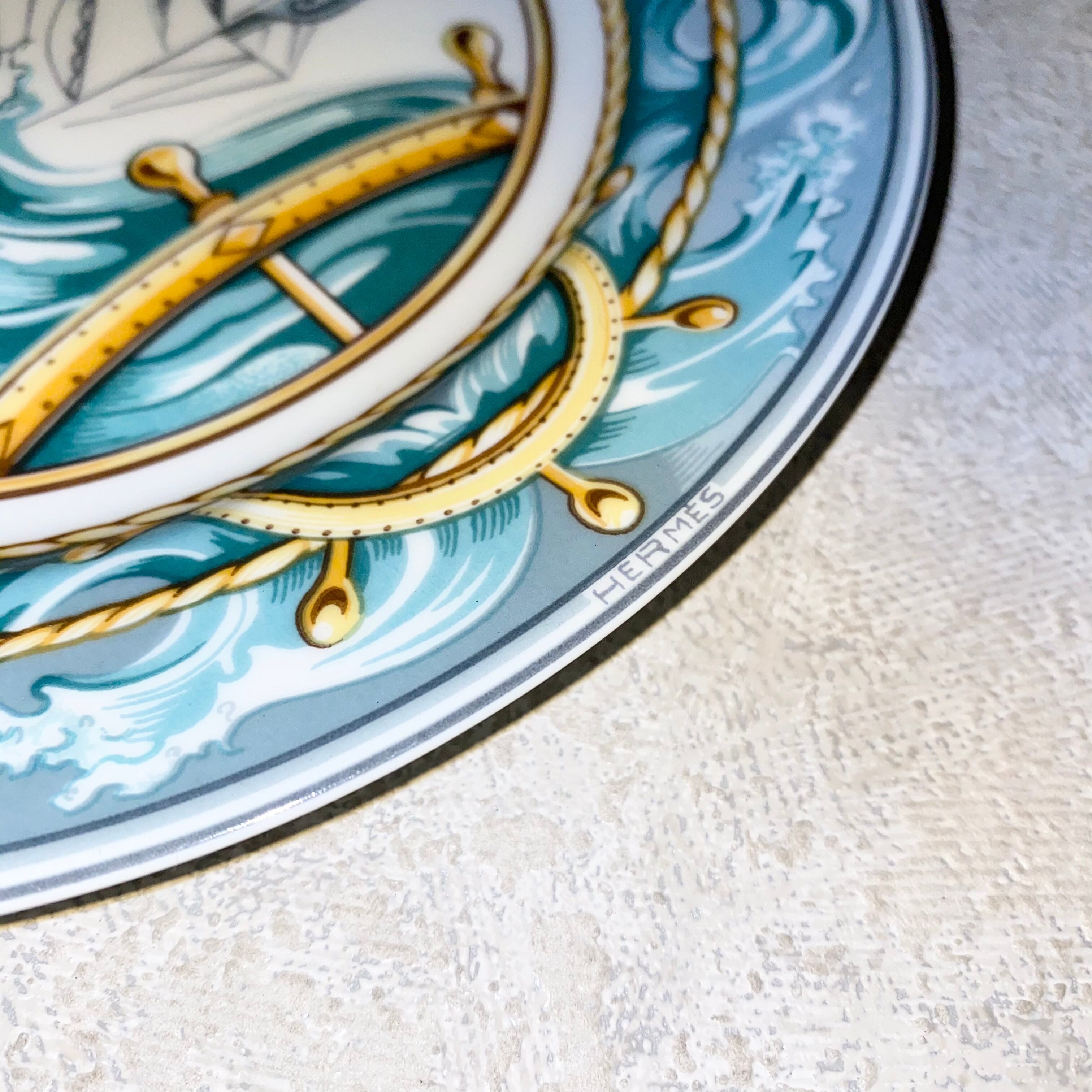 HERMES “patchwork” plate “bourrasque” | NOIR ONLINE