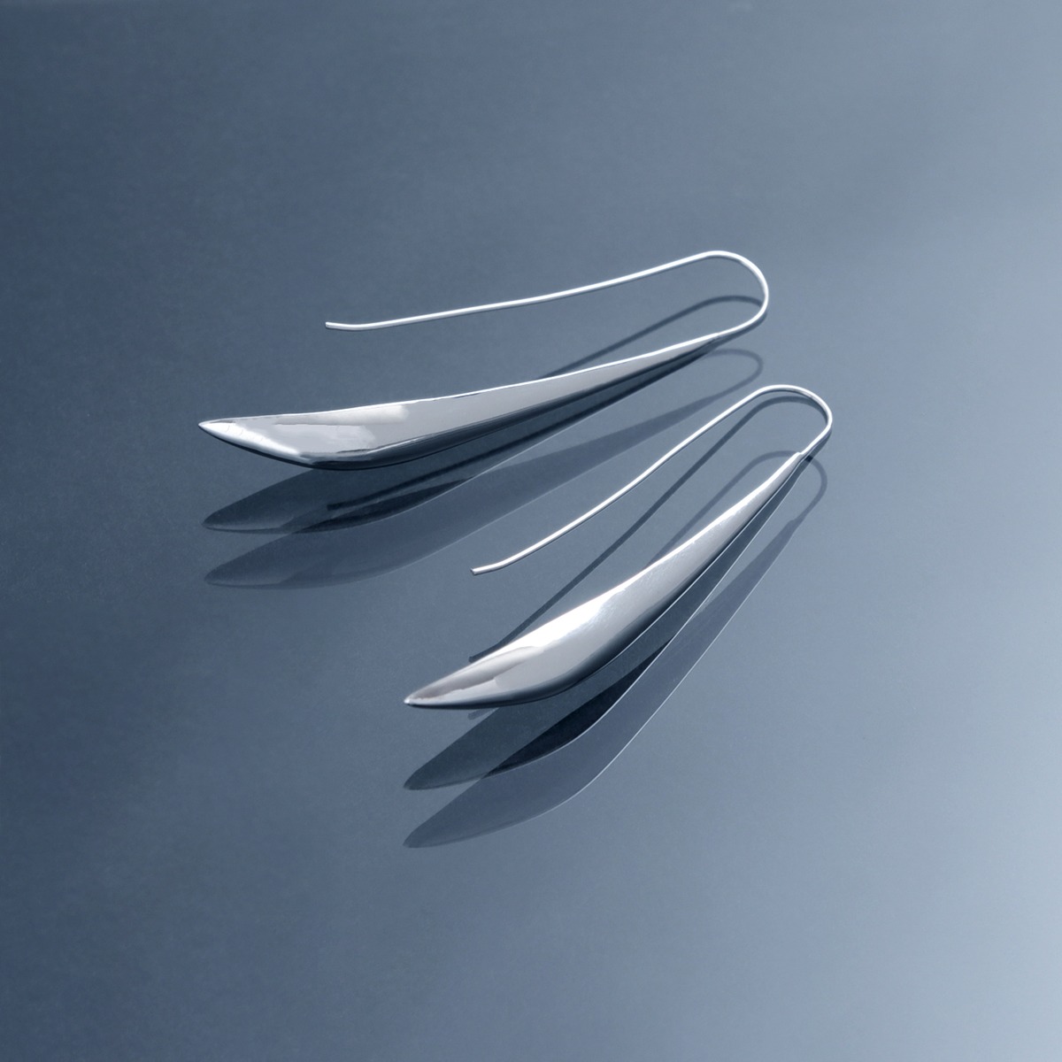 crescent moon motif earing(pierce)[MIDZU2]/ YJE51010044R | YArKA official