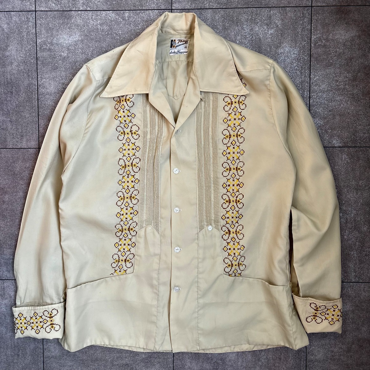 1970's "Tony" dress cuffs shirt | Llausu