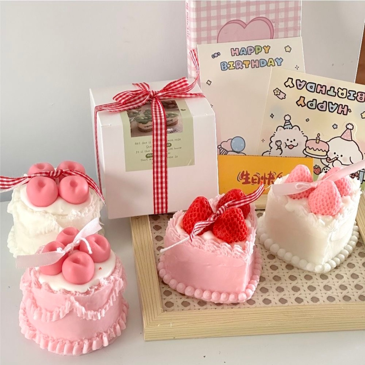 いちごケーキアロマキャンドル | hareshop