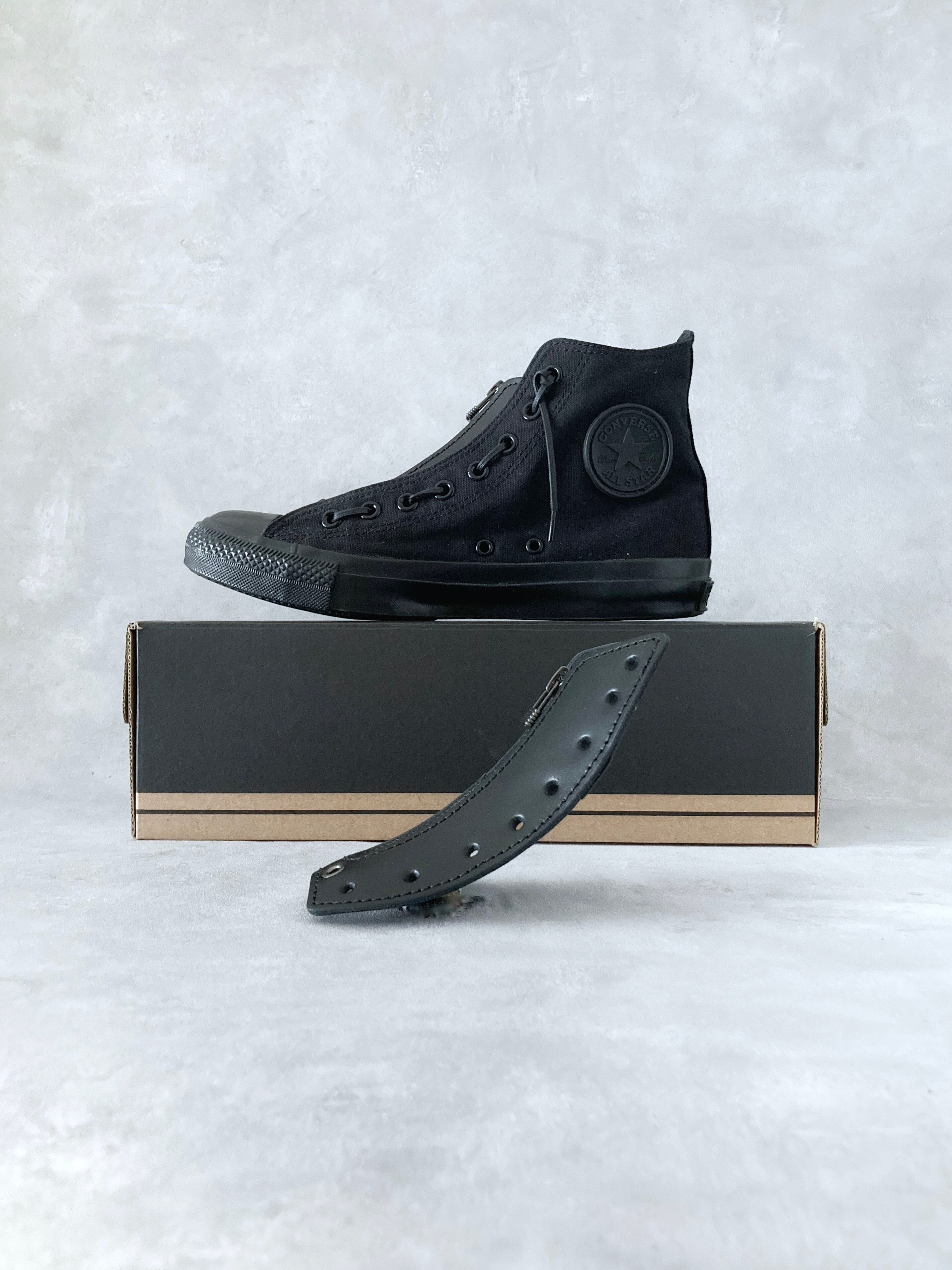 【Converse HI/Black】スムースレザー zip parts / ジップパーツ ハンドメイド 1点物 | HOLO WITH