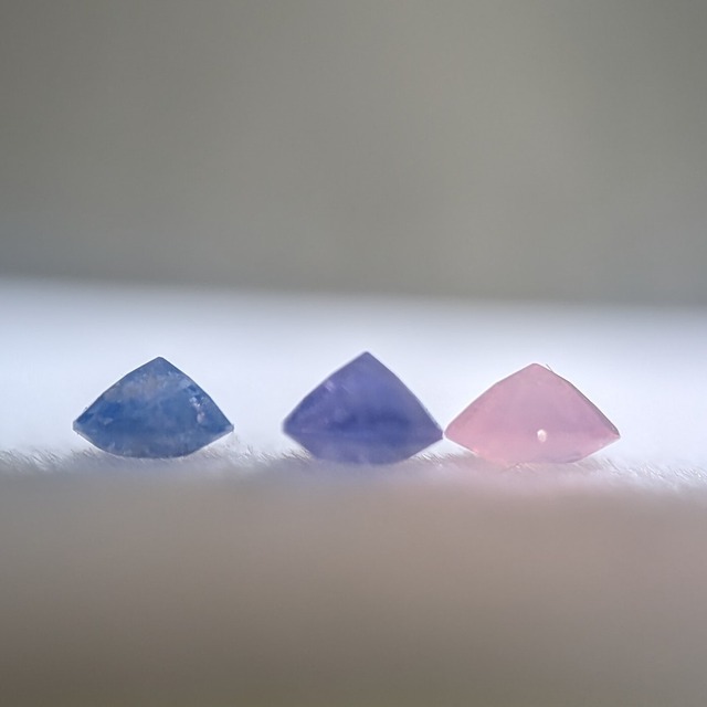 シルキーサファイアセット 9 | Pretty Stone