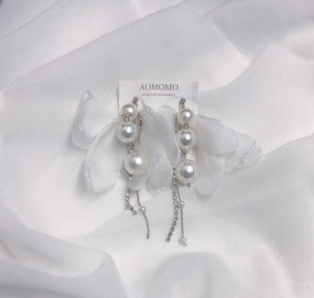 【CLASSY.掲載】金属アレルギー対応 大ぶり オーガンジー ウェディング ブライダル 結婚式 挙式 前撮り ウェディングフォト | AOMOMO 〜永遠の輝きを贈る〜