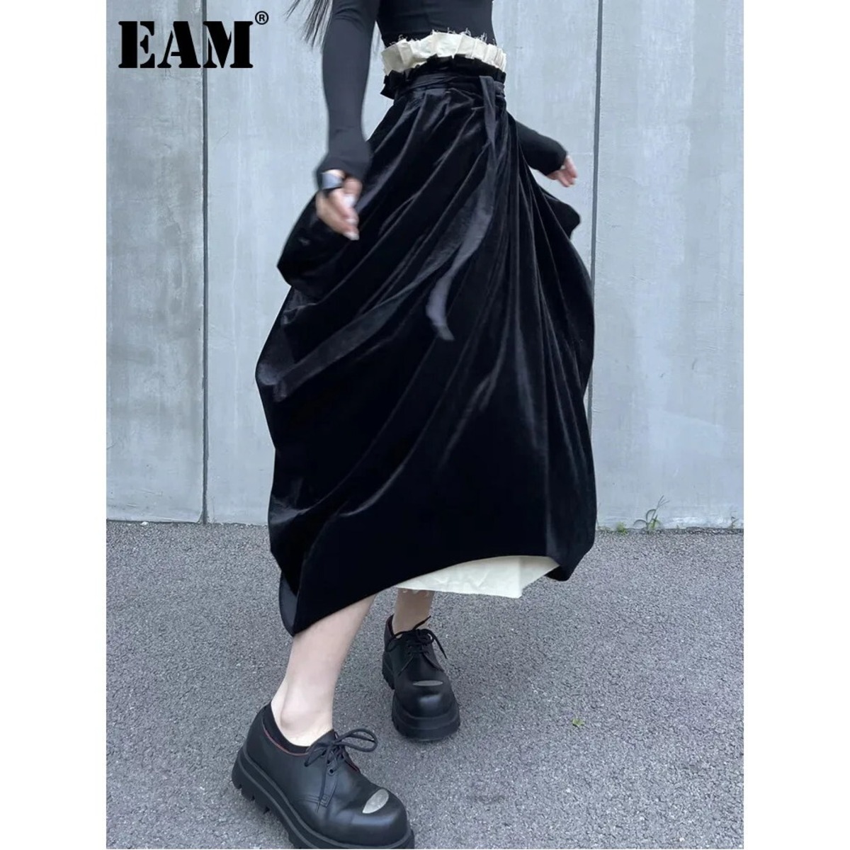 Velvet Long Wave Skirt【E0371】 | EAM JAPAN