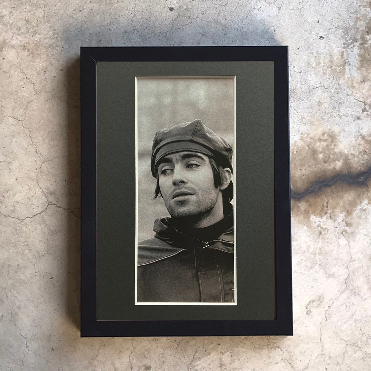 1995(Printed:2002)/Liam/OASIS/Paris A4額付き | woodmarquee