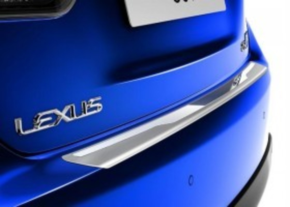 Lexus GS/GS-F Rear Bumper Protection Plate | LEXUS FASHION STORE ...