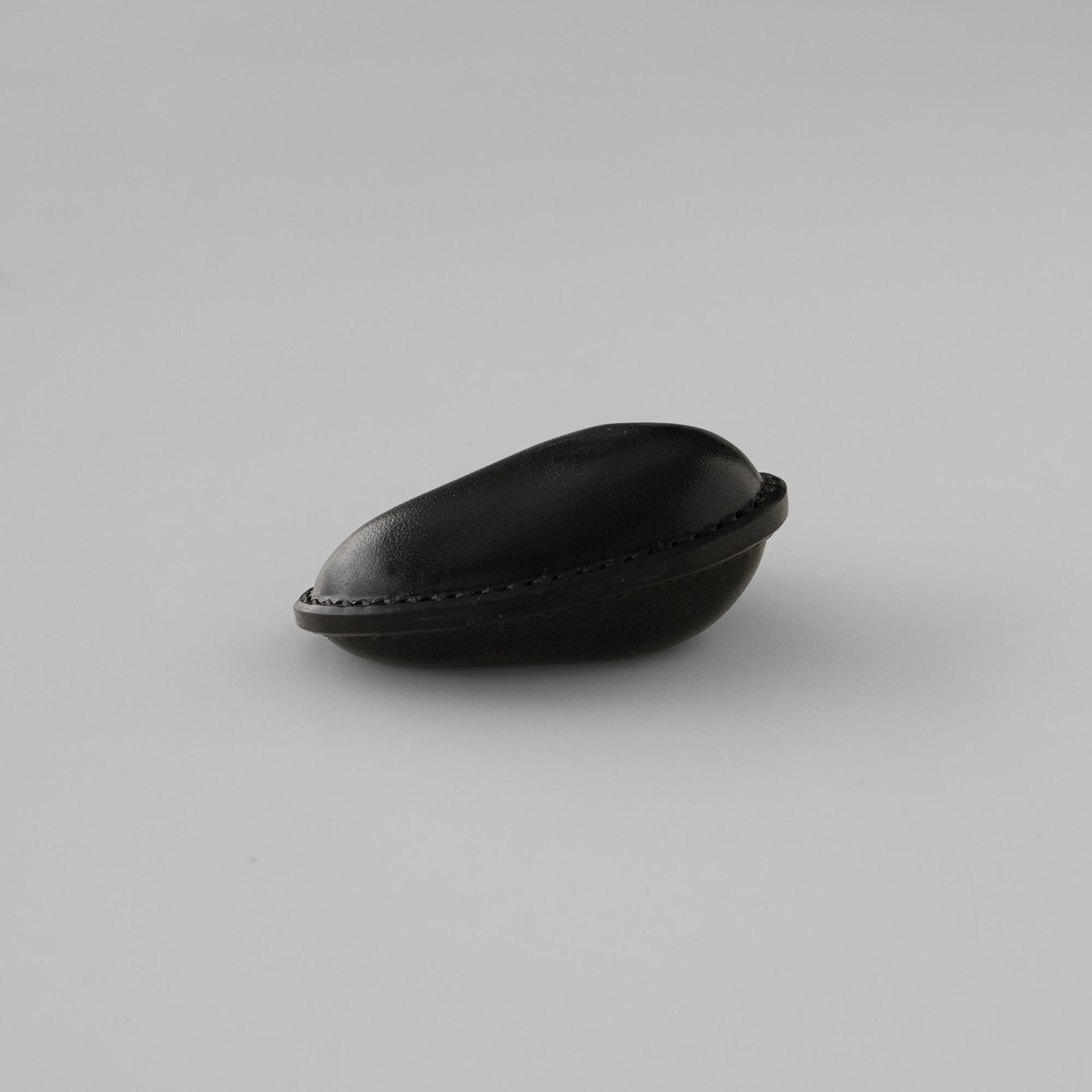 Leather Wrapped Stone No.59 - FROME | ROUND ROBIN FOLK CRAFT