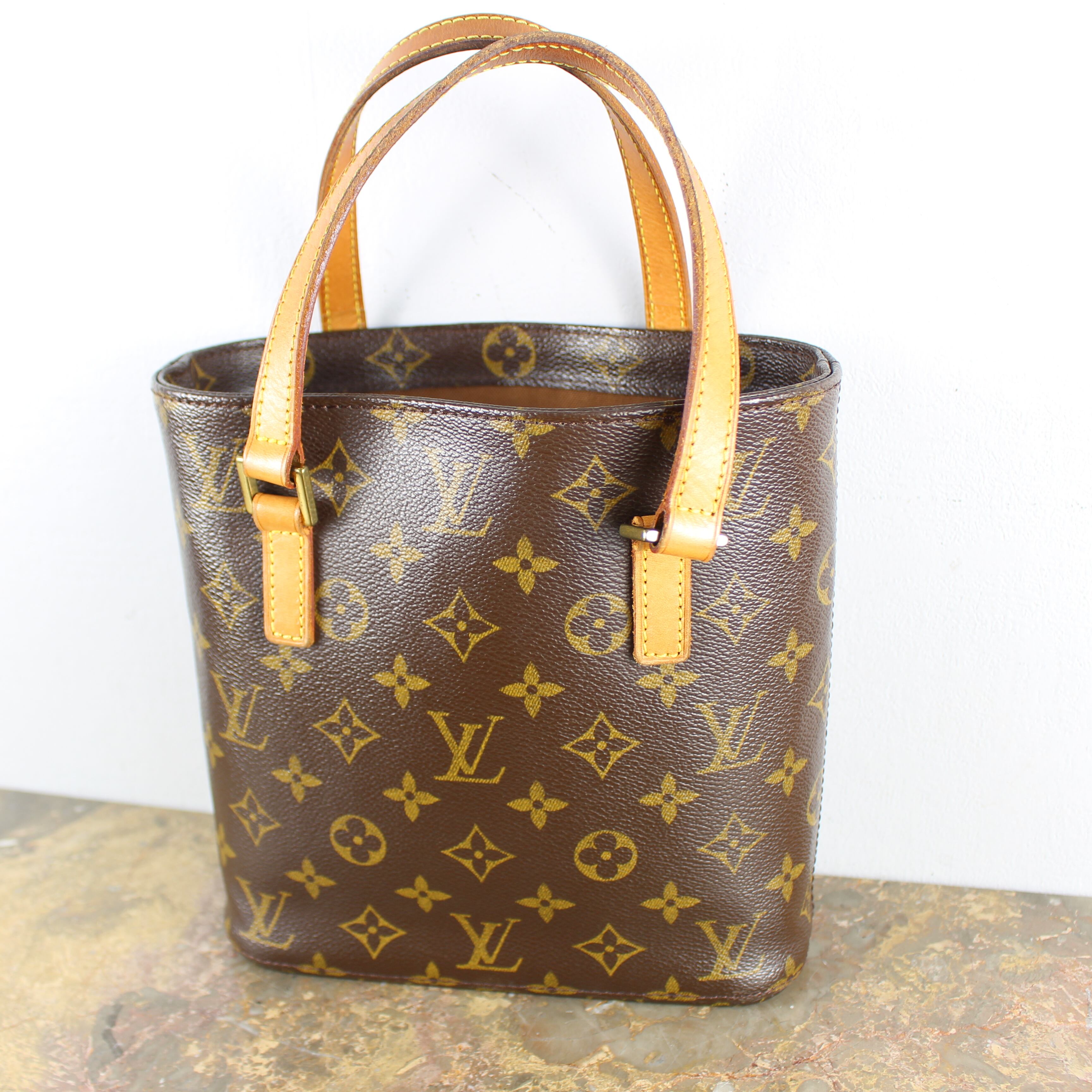 LOUIS VUITTON M51172 SR1002 MONOGRAM PATTERNED HAND BAG MADE LOUIS VUITTON M51172 SR1002 MONOGRAM PATTERNED HAND BAG MADE