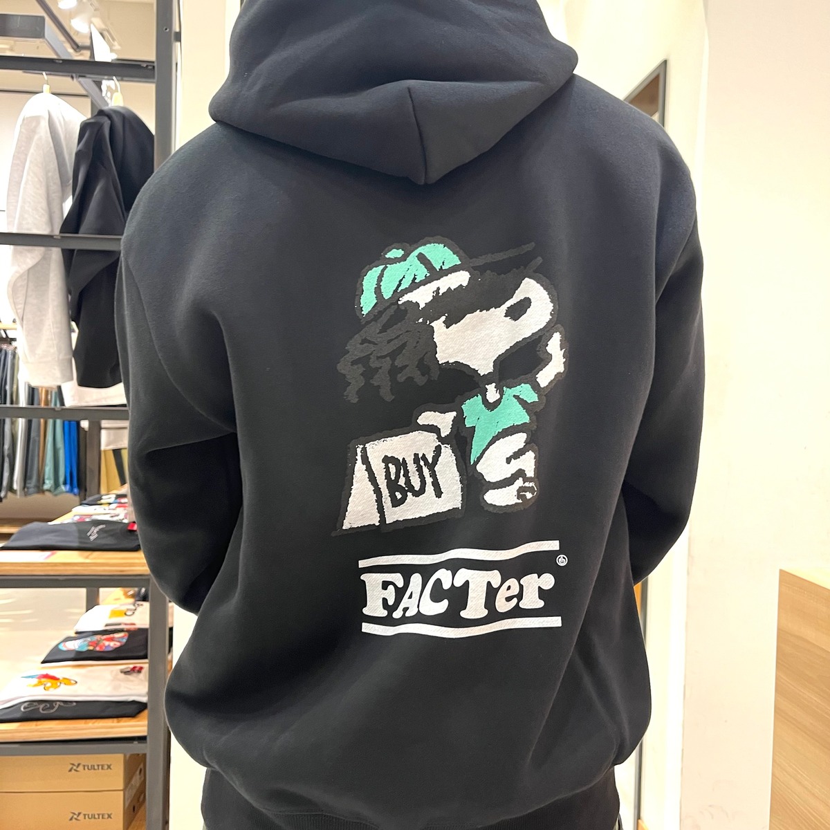 【FACTER】BUY DOG Hoodie -BLACK- | TAPED ONLINE