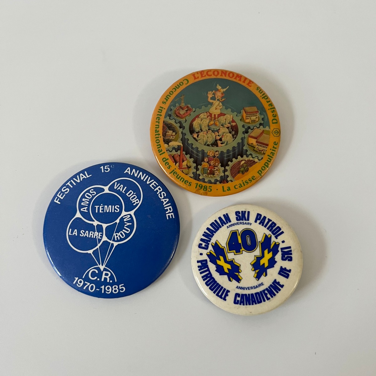 vintage PinBack Button | atelierpuppy