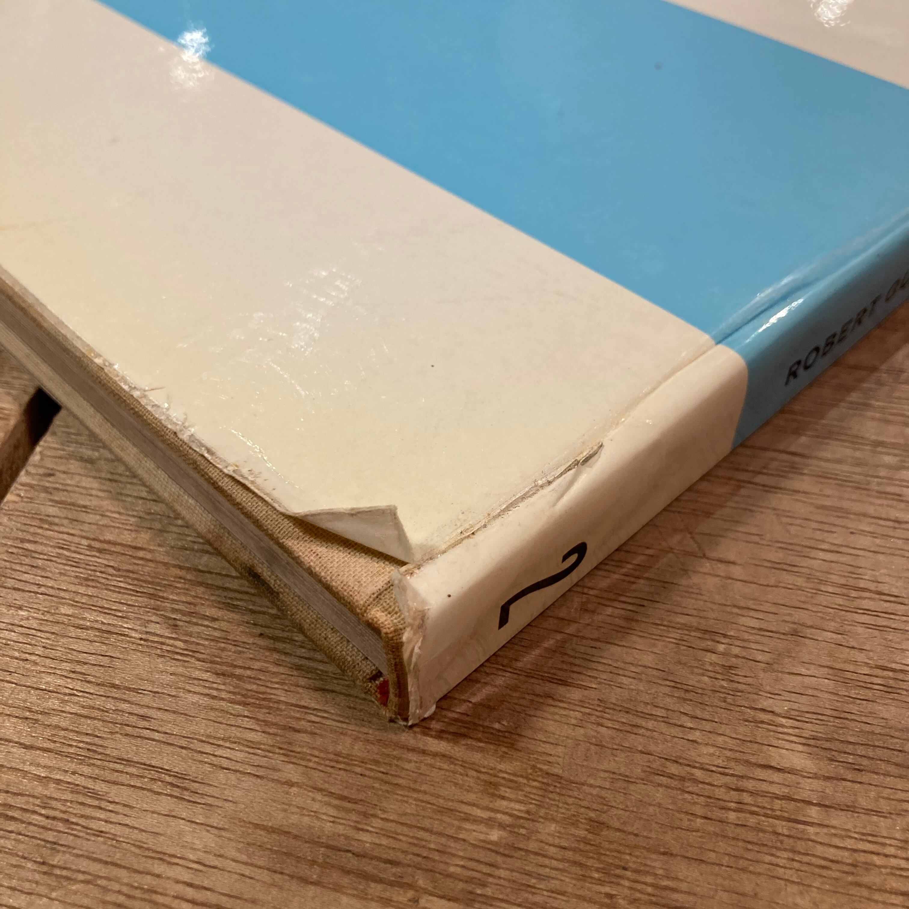 AUSSTELLUNGSSTÄNDE・ EXHIBITION STANDS 2 / ROBERT GUTMANN | 百年