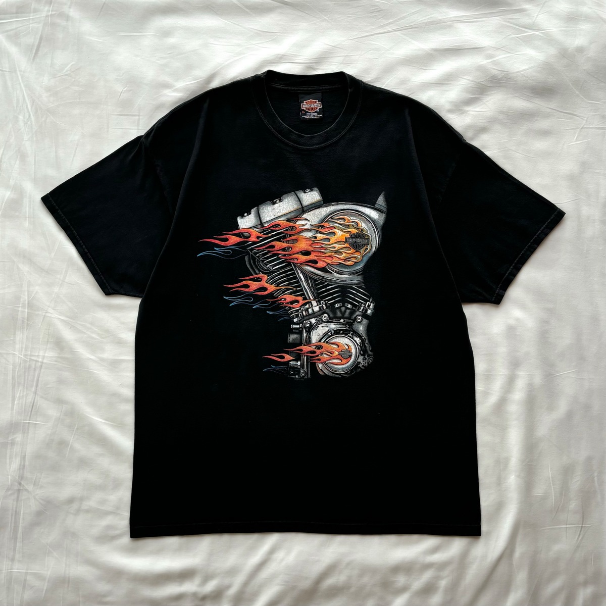 00s Harley Davidson Flaming Engine | AIRIA VINTAGE