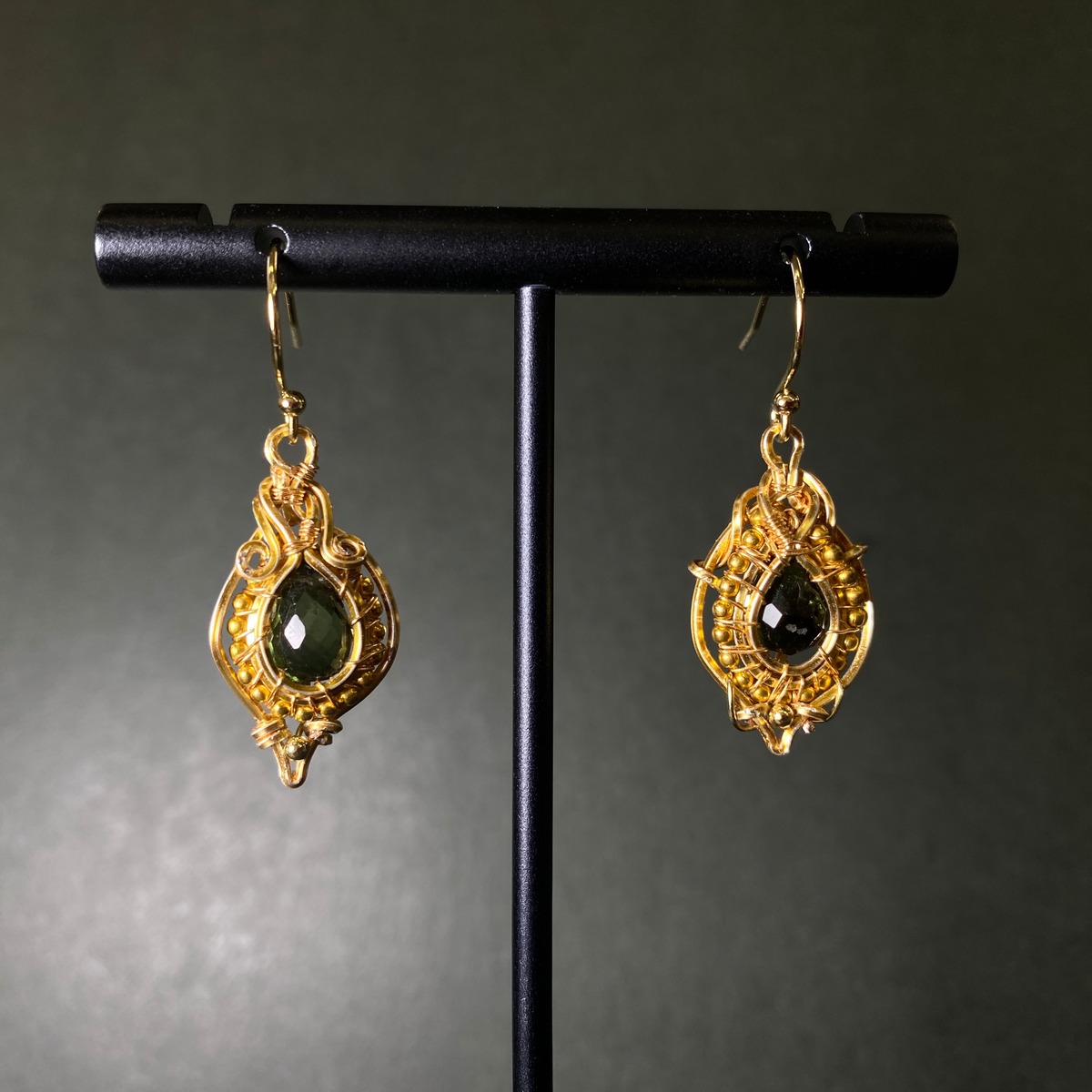 モルダバイト Moldavite 24011516 | 【隕石屋】METEOS（メテオス）