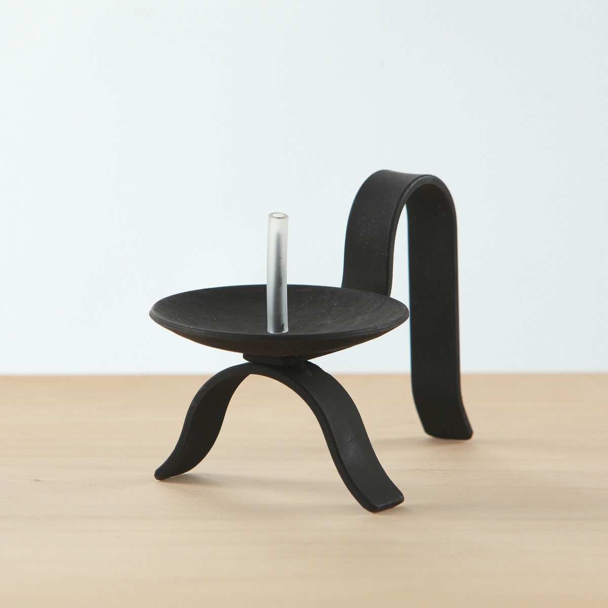 鉄製燭台 -把手（はしゅ）- | 本多木蝋工業所