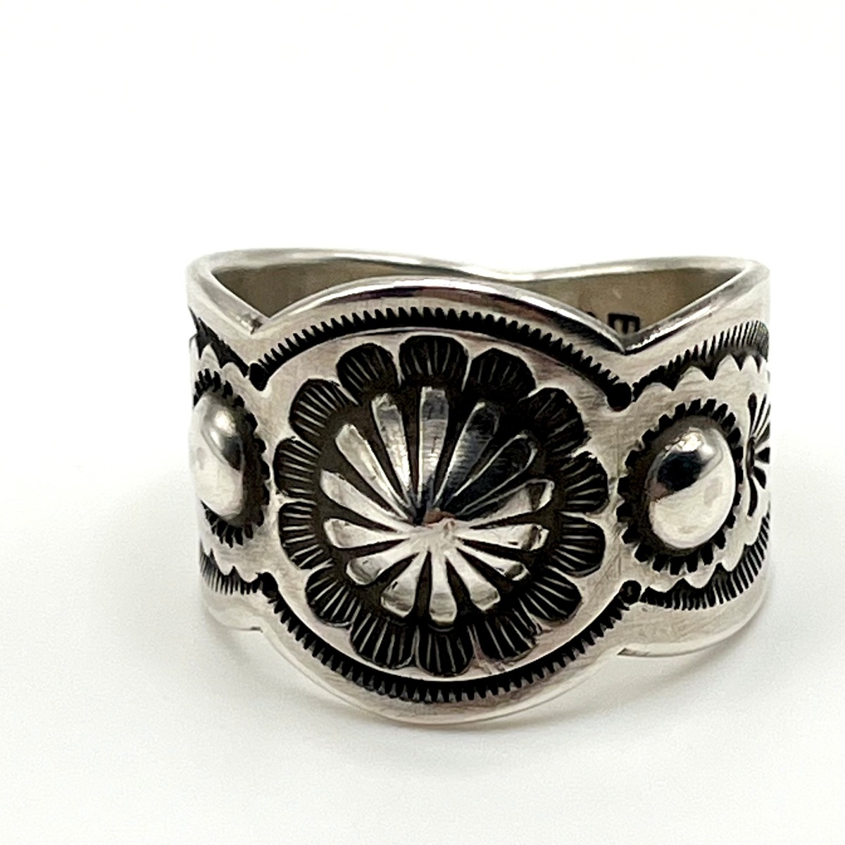 Edison Sandy Smith (Ring) 31～32号 インディアンジュエリー Navajo ナバホ族 ESS リング | This ...