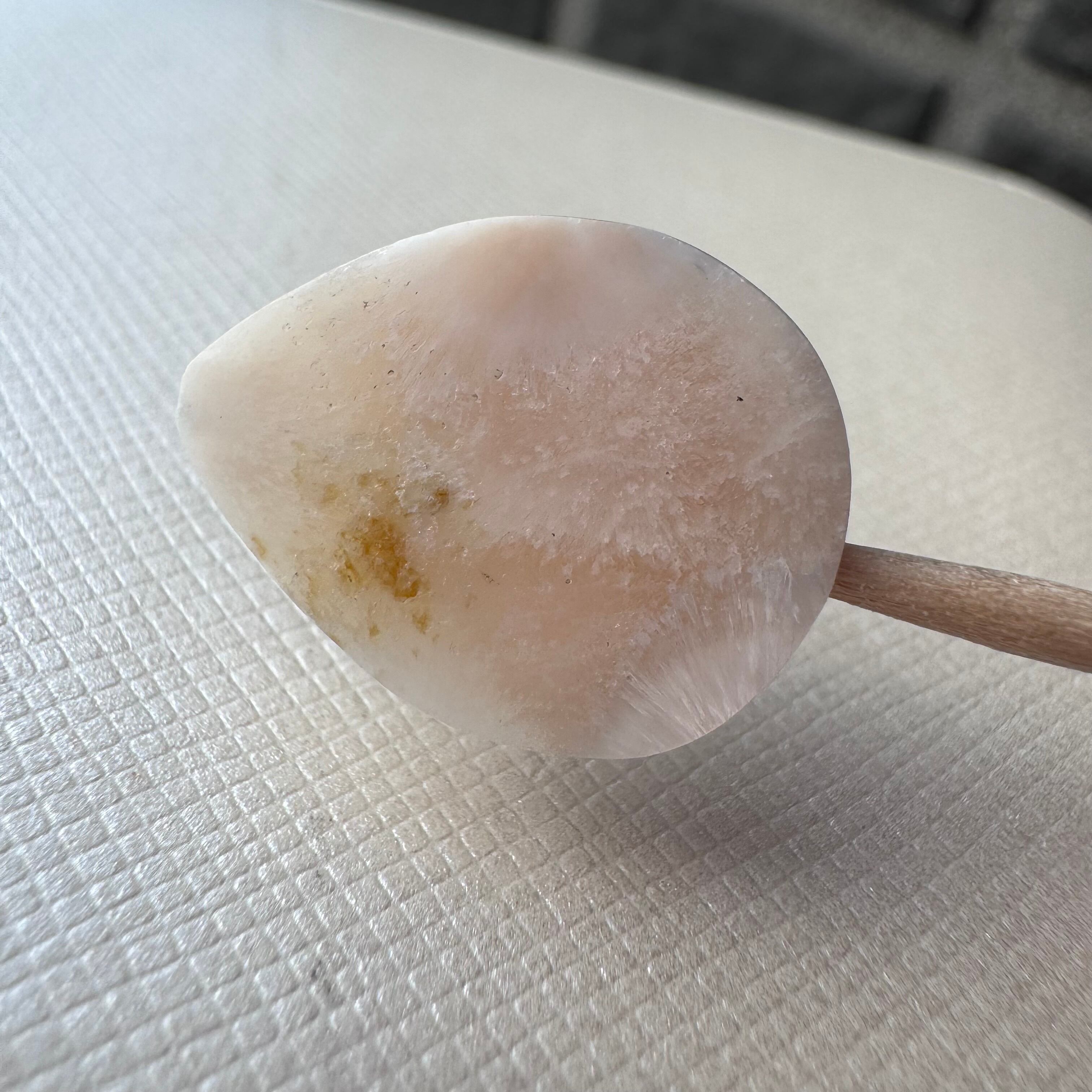 no.T21 ピンクラリマー トムソナイト 穴空き | sumiha7