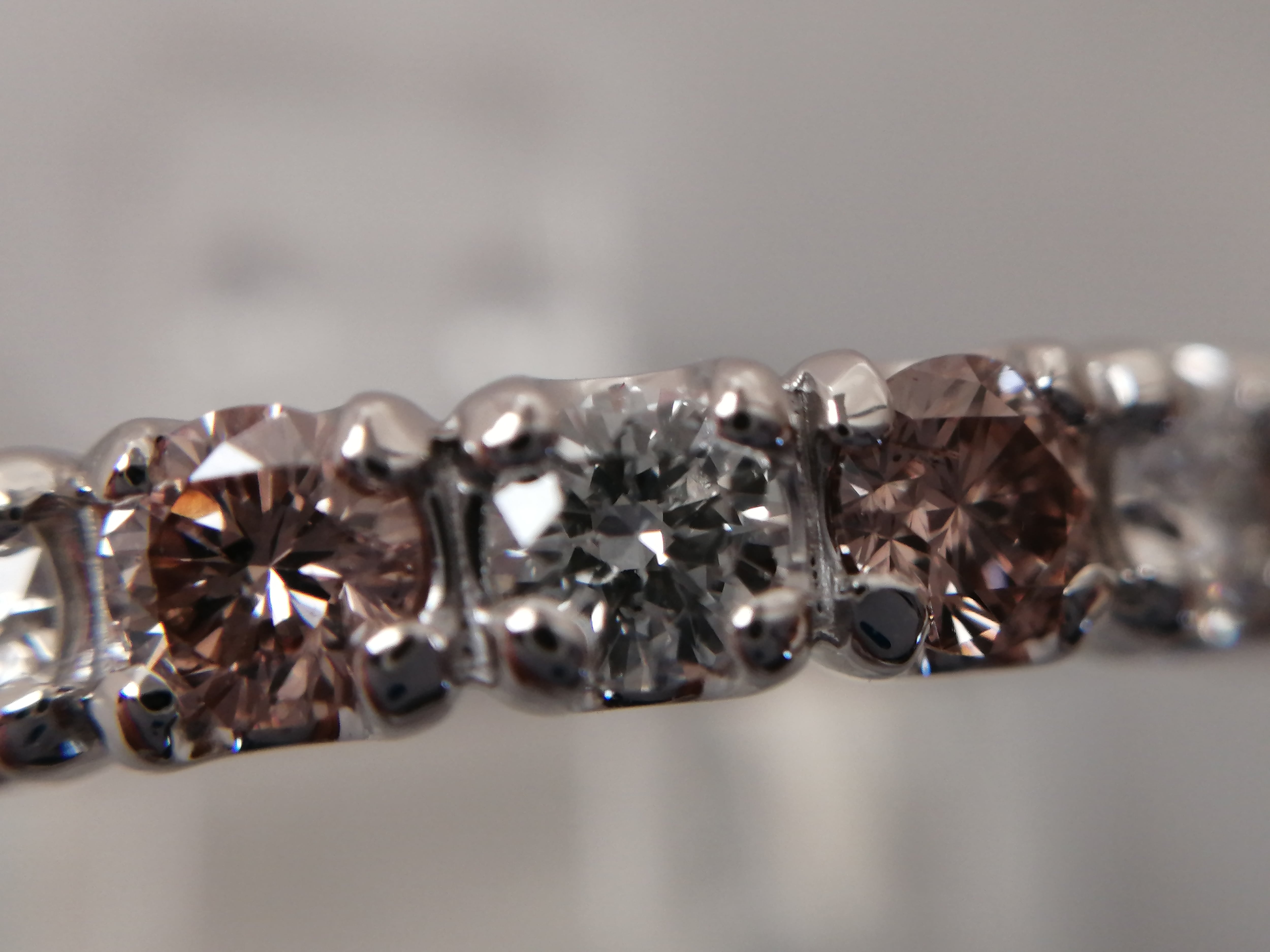 Pt900ピンクダイヤモンド(0.110ct 0.105ct 0.103ct)/ダイヤモンドハーフエタニティリング | fancy color plus