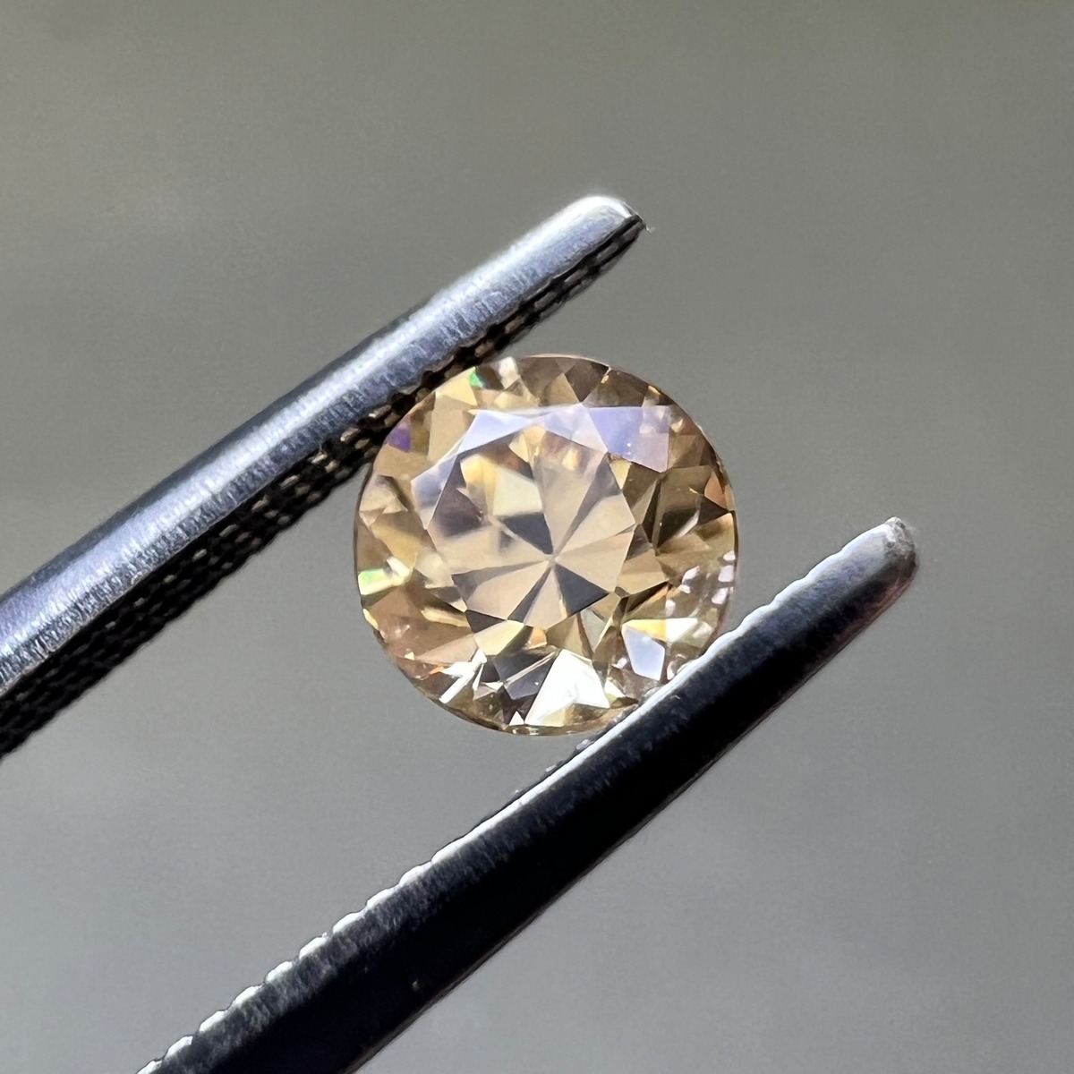 ジルコン 0.73ct 4.90mm ラウンドルース | 鈴木屋