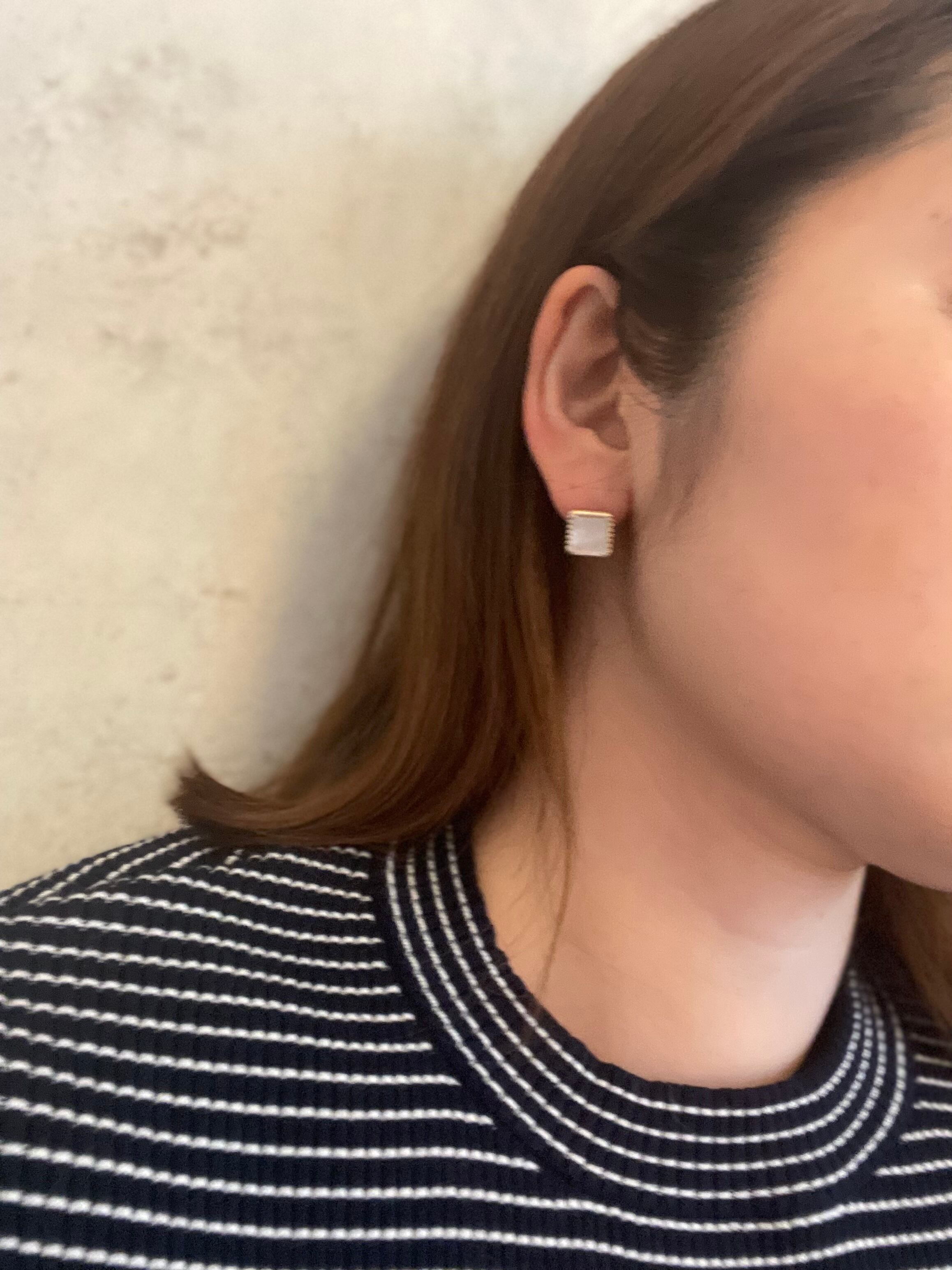 K10ドットスクエア白蝶貝ピアス | KUDANA