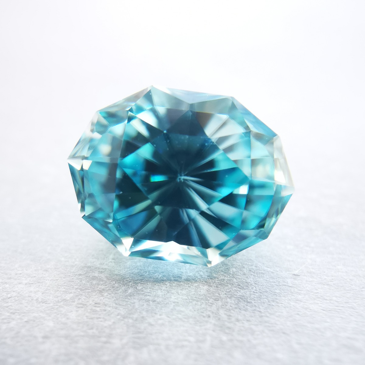 ジルコン 1.79ct / R-0223A | Tam＆Tam Gem