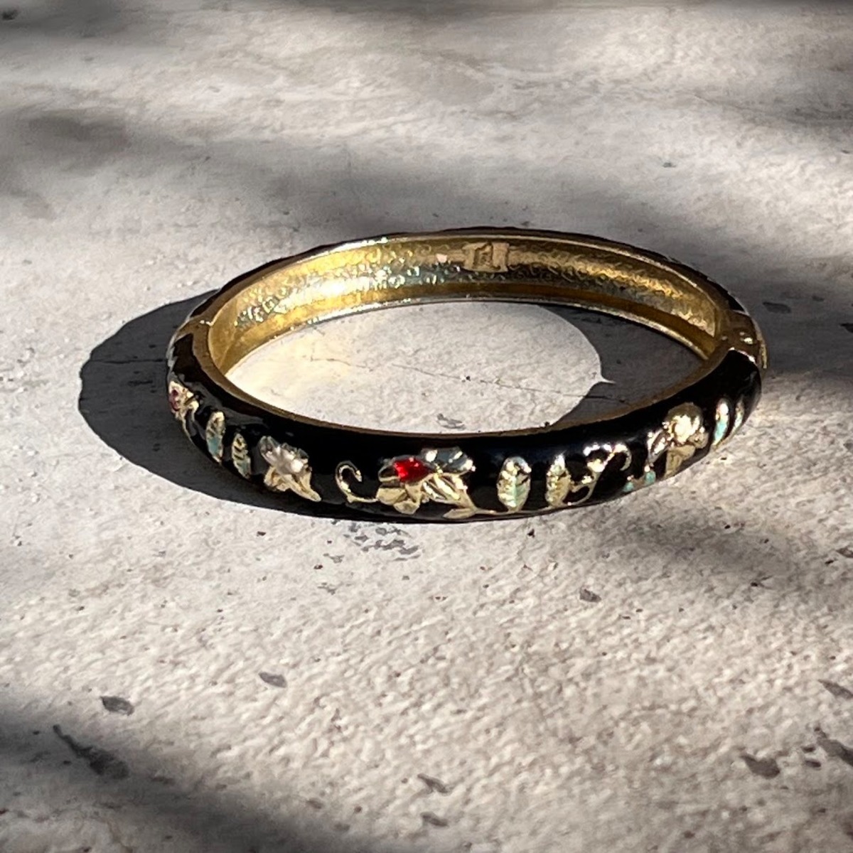 ボタニカル パターン バングル ブレスレット 《B-0060》 | ModernLoop ユーズドアクセサリー専門店