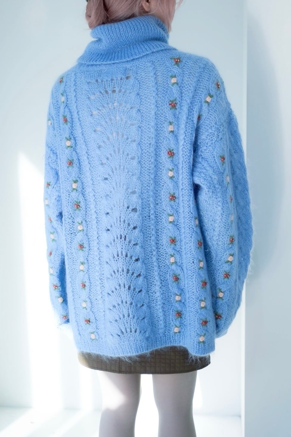 petit flower embroidery long knit | sally vintage