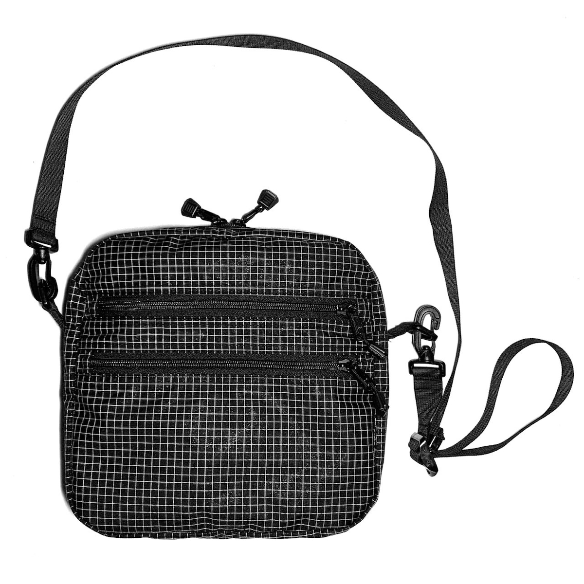 SQUARE POUCH DYNEEMA®︎ 210D GRID RIPSTOP NYLON BLACK | ANYTIME ANYWHERE