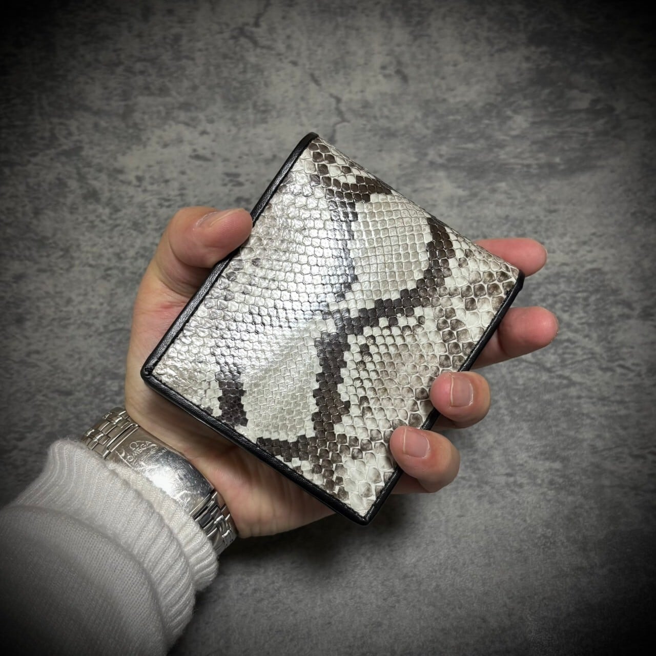パイソン レザー 折財布 二つ折り 財布 ヘビ革 蛇革 コンパクト ミニ