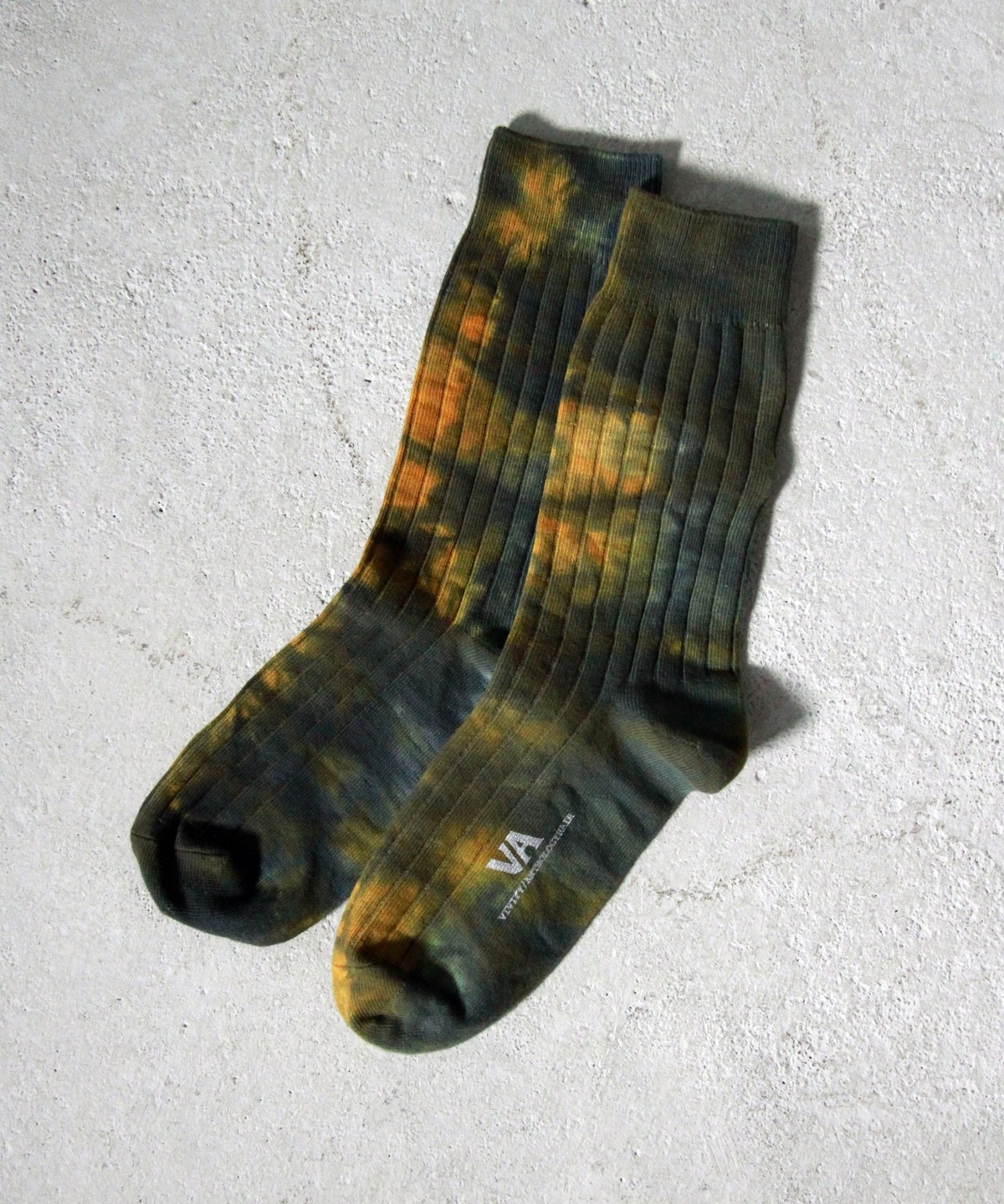 VA / Hand dyed socks-01 | WORKAHOLIC