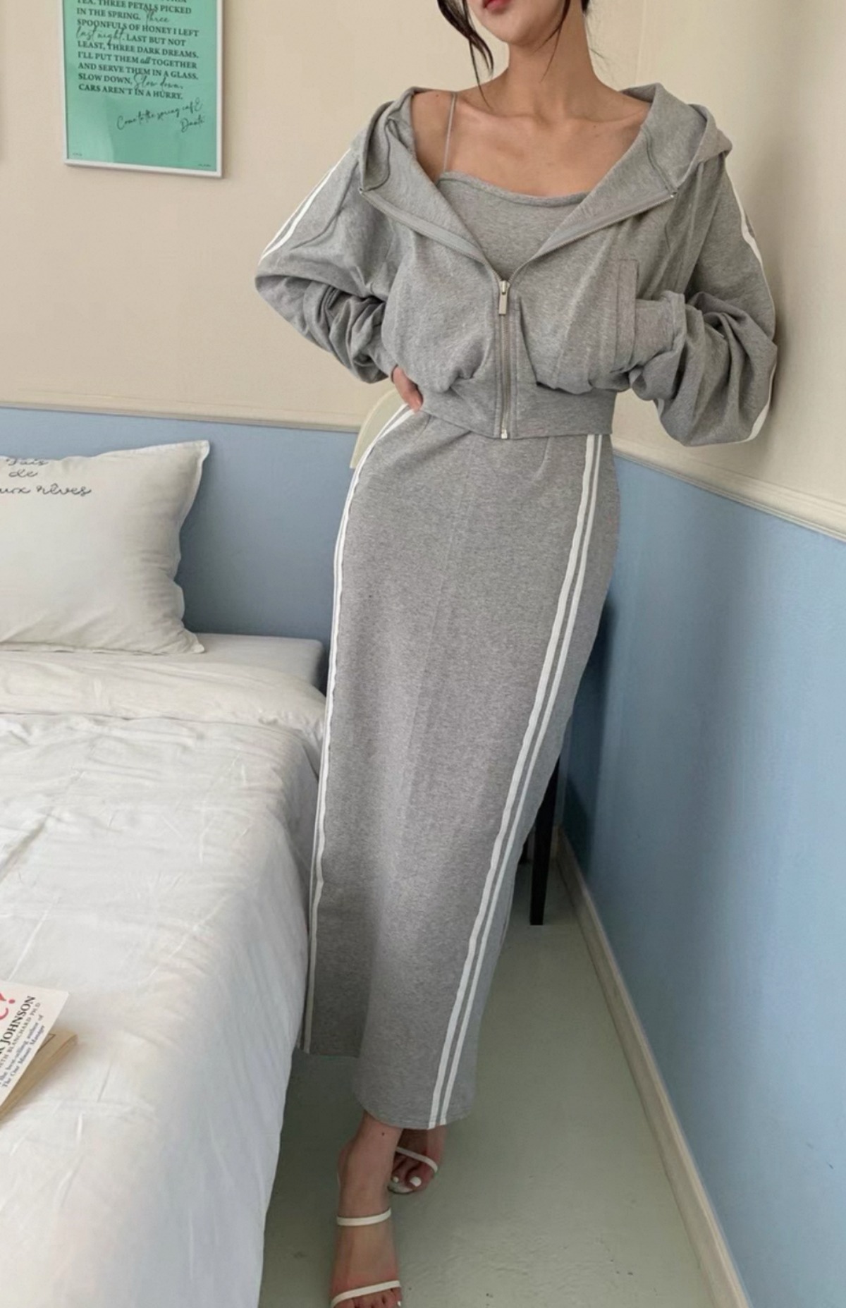 line sweat onepiece setup | museby