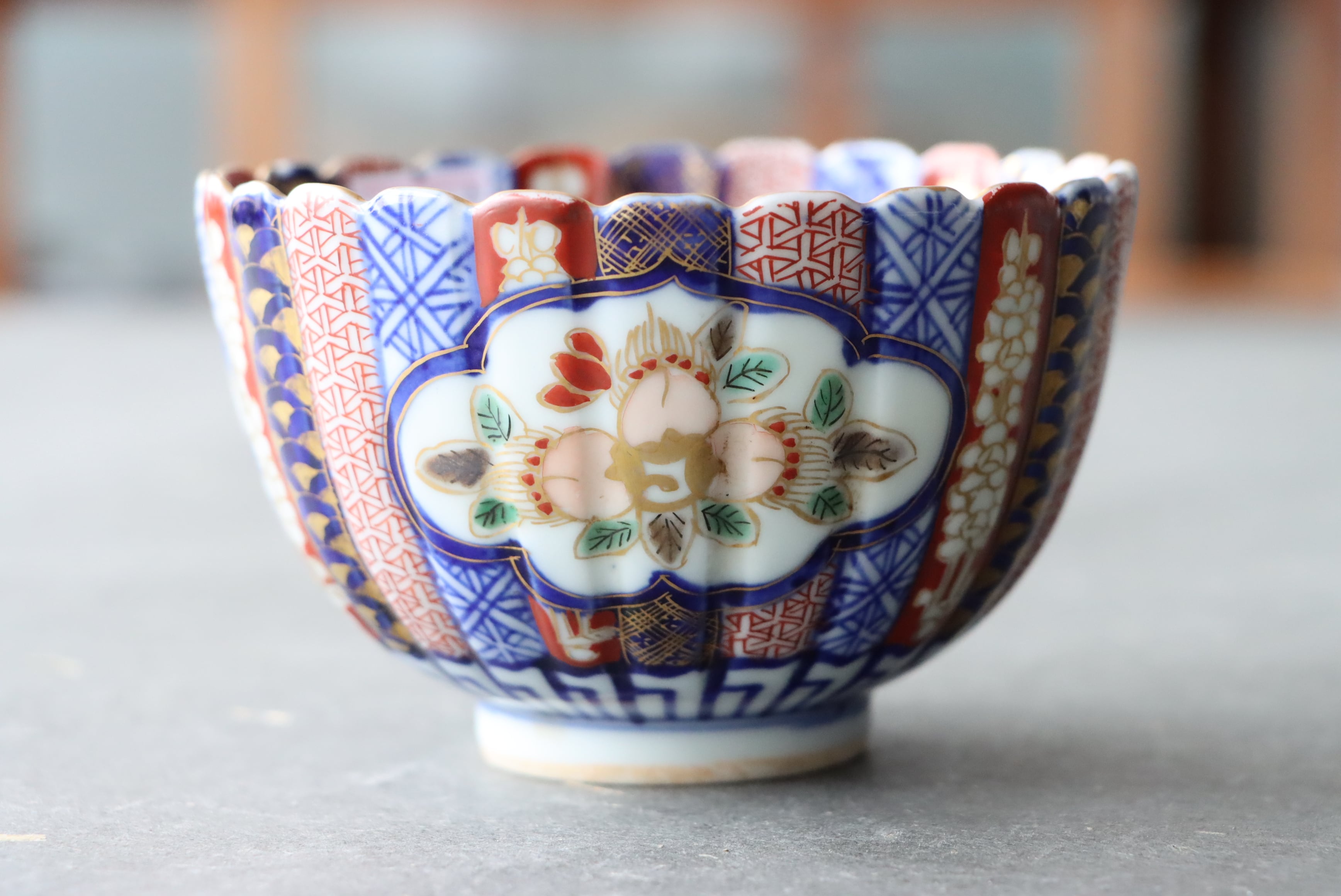 フチソゲ 大聖寺伊万里 色絵 菊割 桃文 向付 A アウトレット | (有)新原美術