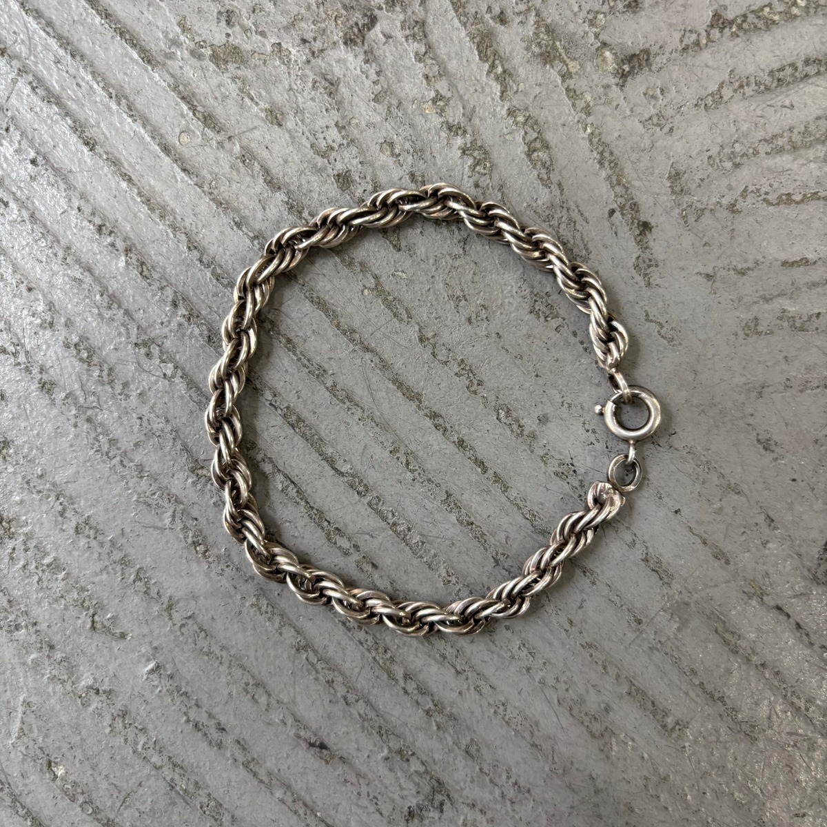 Spiral designed bracelet | SAMUEL FINCH / Online store