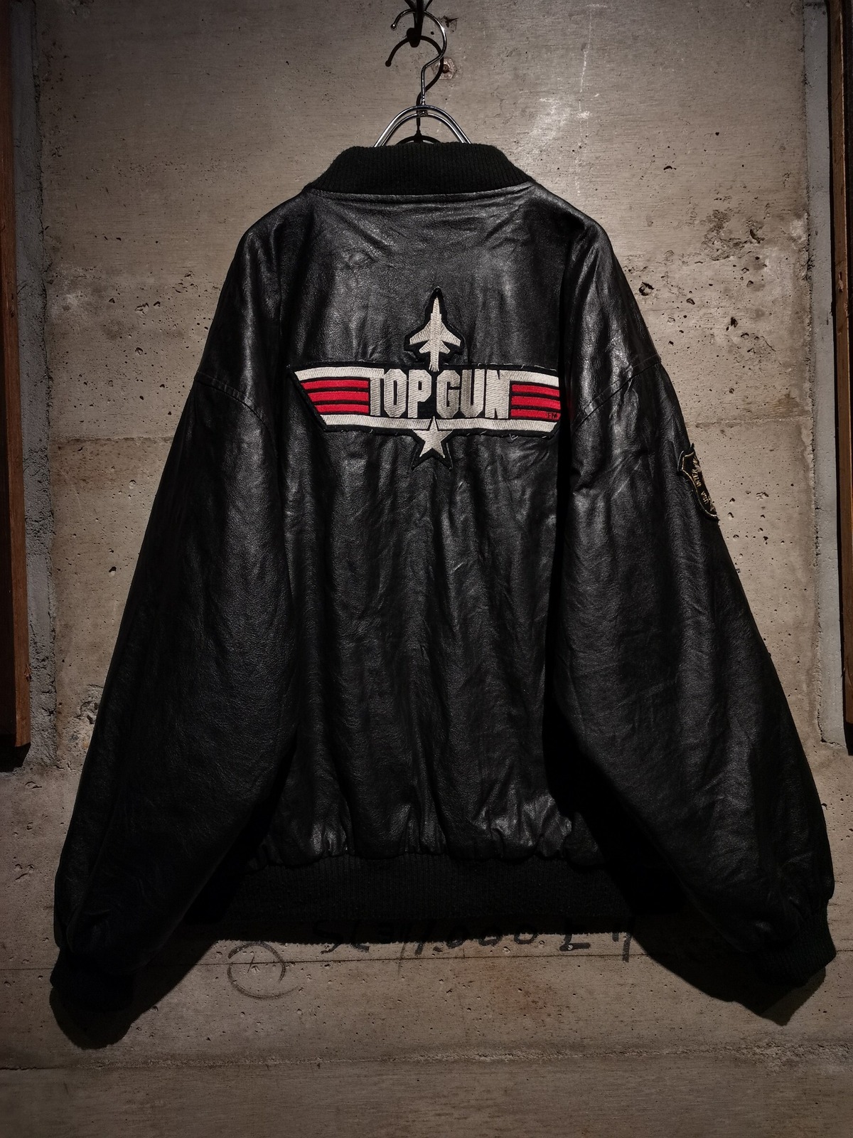【Caka】"TOP GUN" Patch Custom Vintage Loose Leather Jacket | Caka(カカ）下北沢 ...