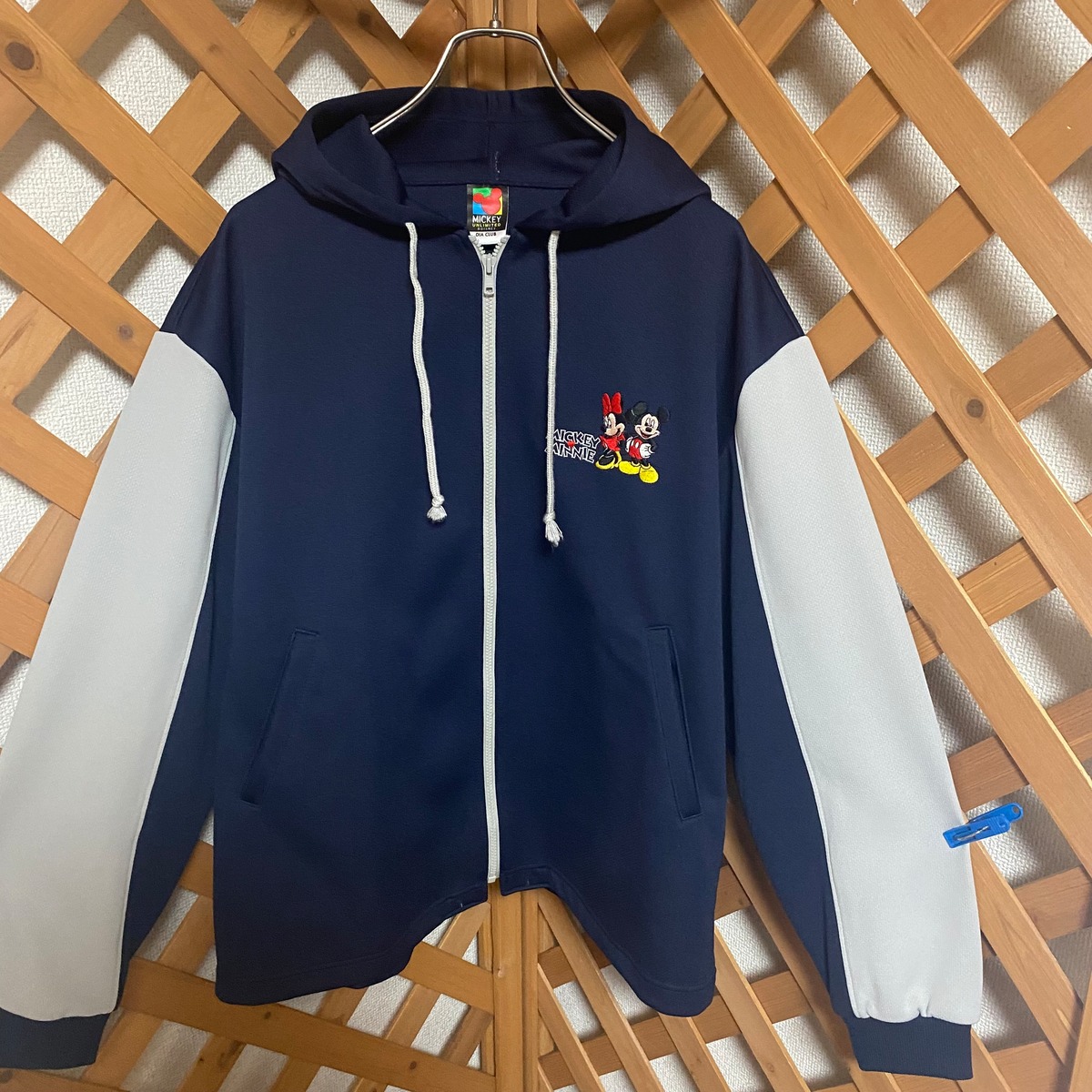 Mickey UNLIMITED タグ 90s パーカー ミッキー ミニー 刺繍 | LUCKY BASE 古着屋