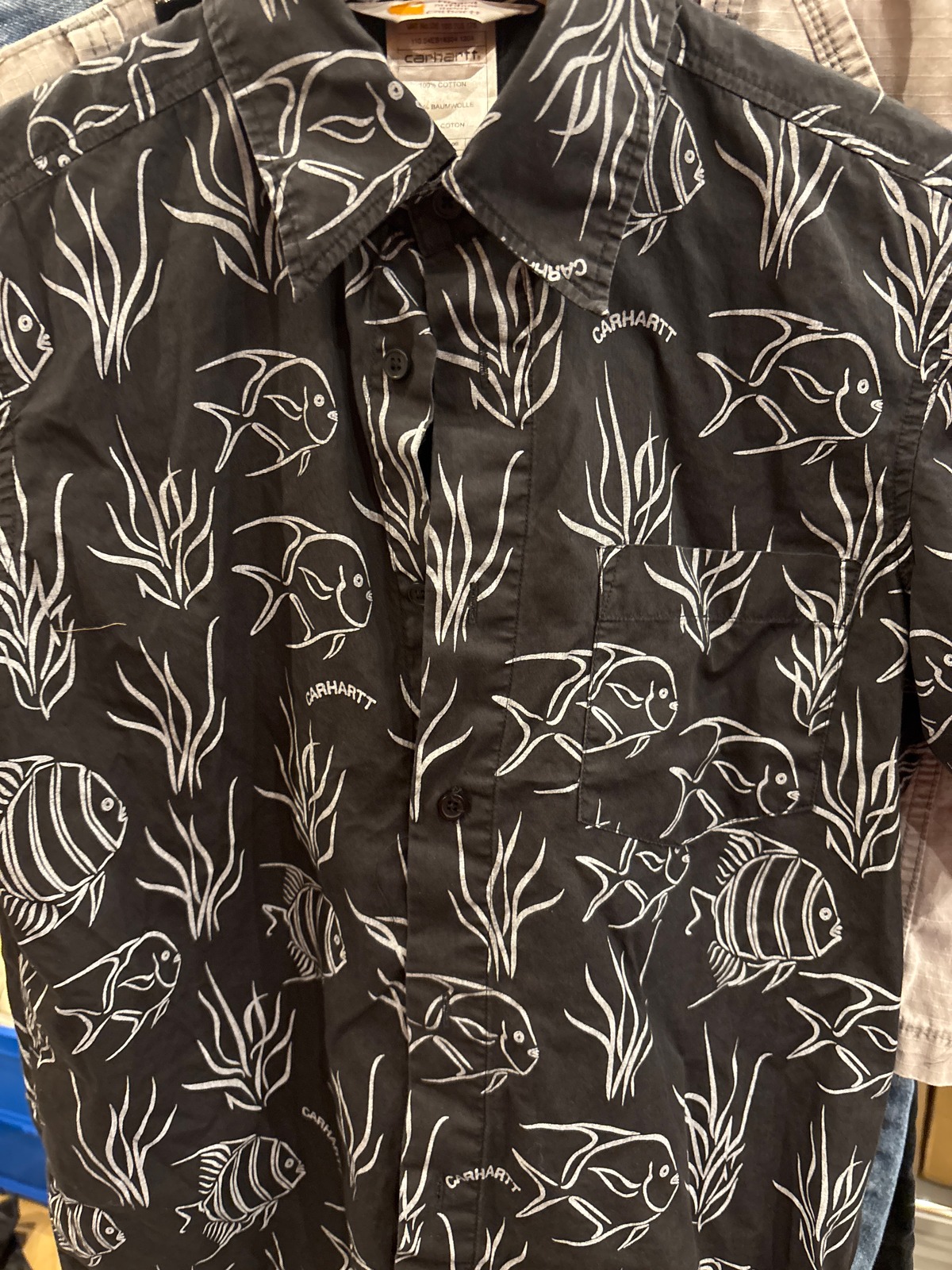 hamumuさん カーハート お魚シャツ | MAHOROBA