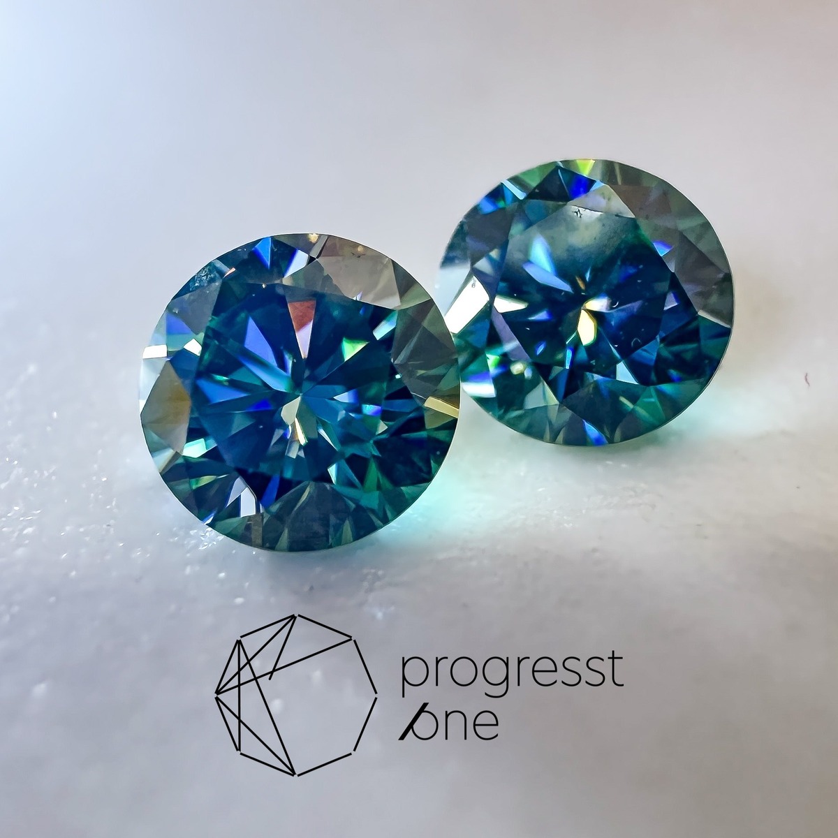 モアッサナイト0.24ct 0.23ct | progresstone