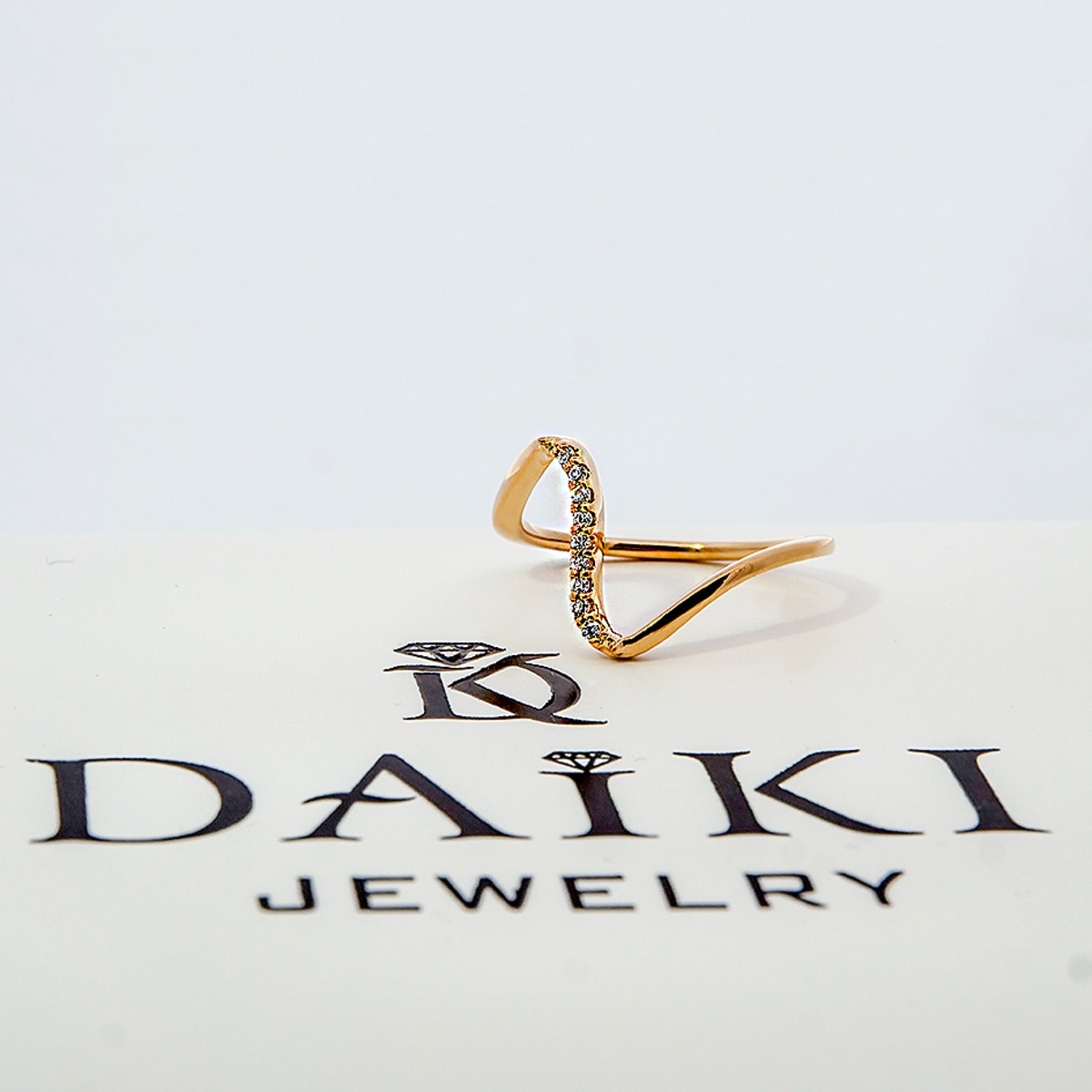 【ウェーブリング】K10リング ファッションリング モアサナイト ダイヤモンド シンプルリング 10金リング | DAIKI JEWELRY