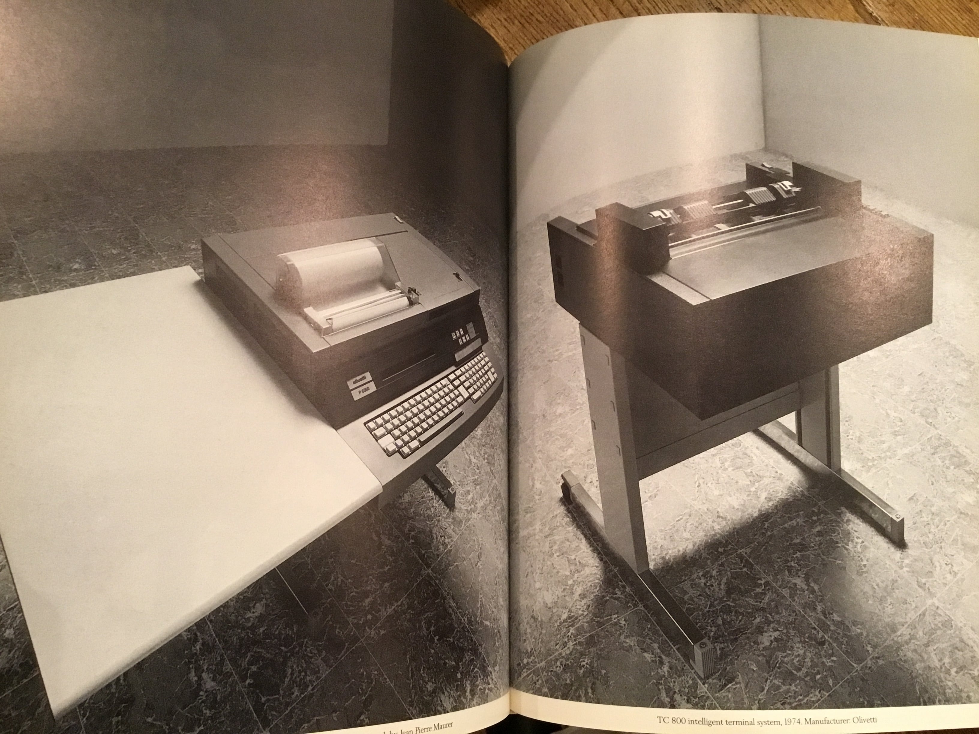 Ettore Sottsass A Critical Biography / Barbara Radice | 百年