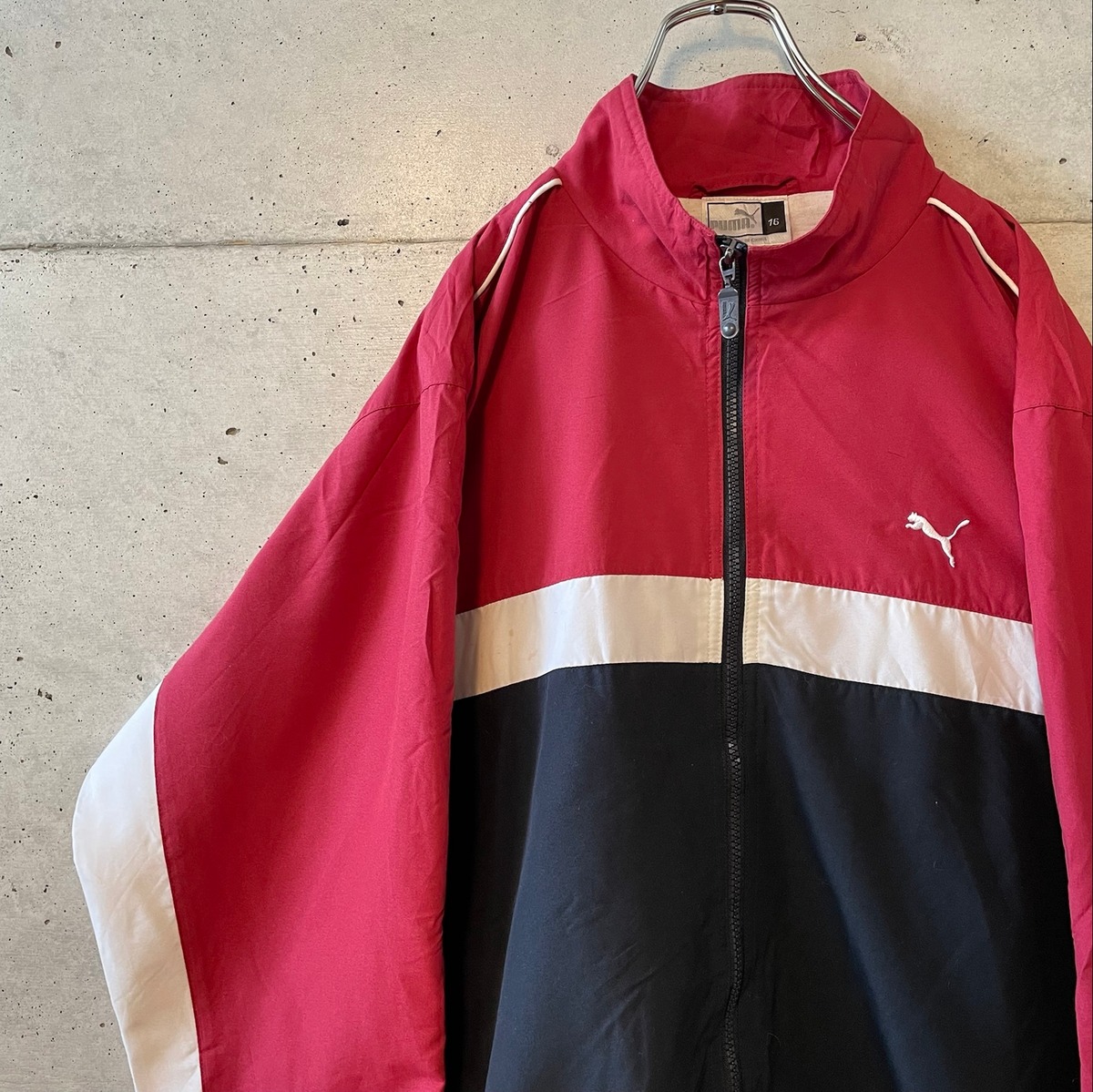PUMA "Two-Tone Color" Nylon Jacket | OWL