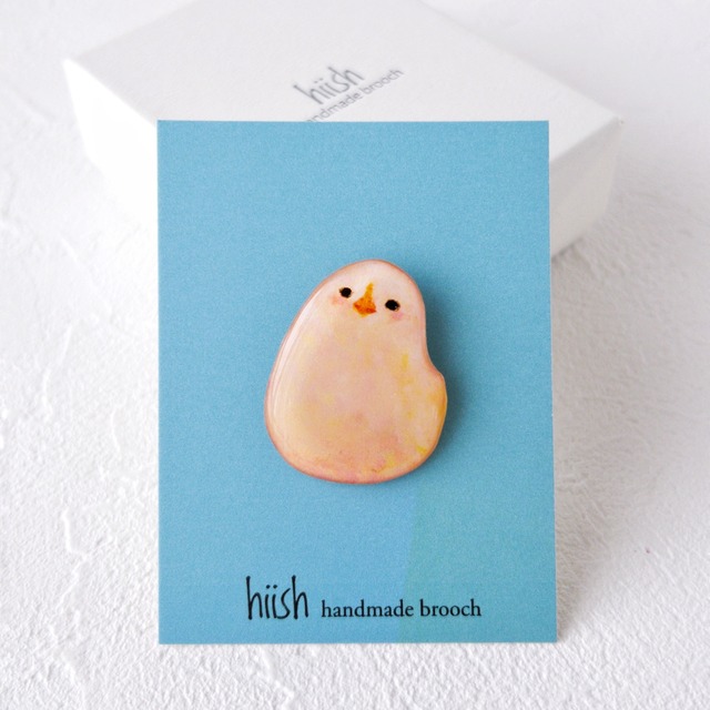 まめひよこのブローチ(左/右) | hiish - イッシュ