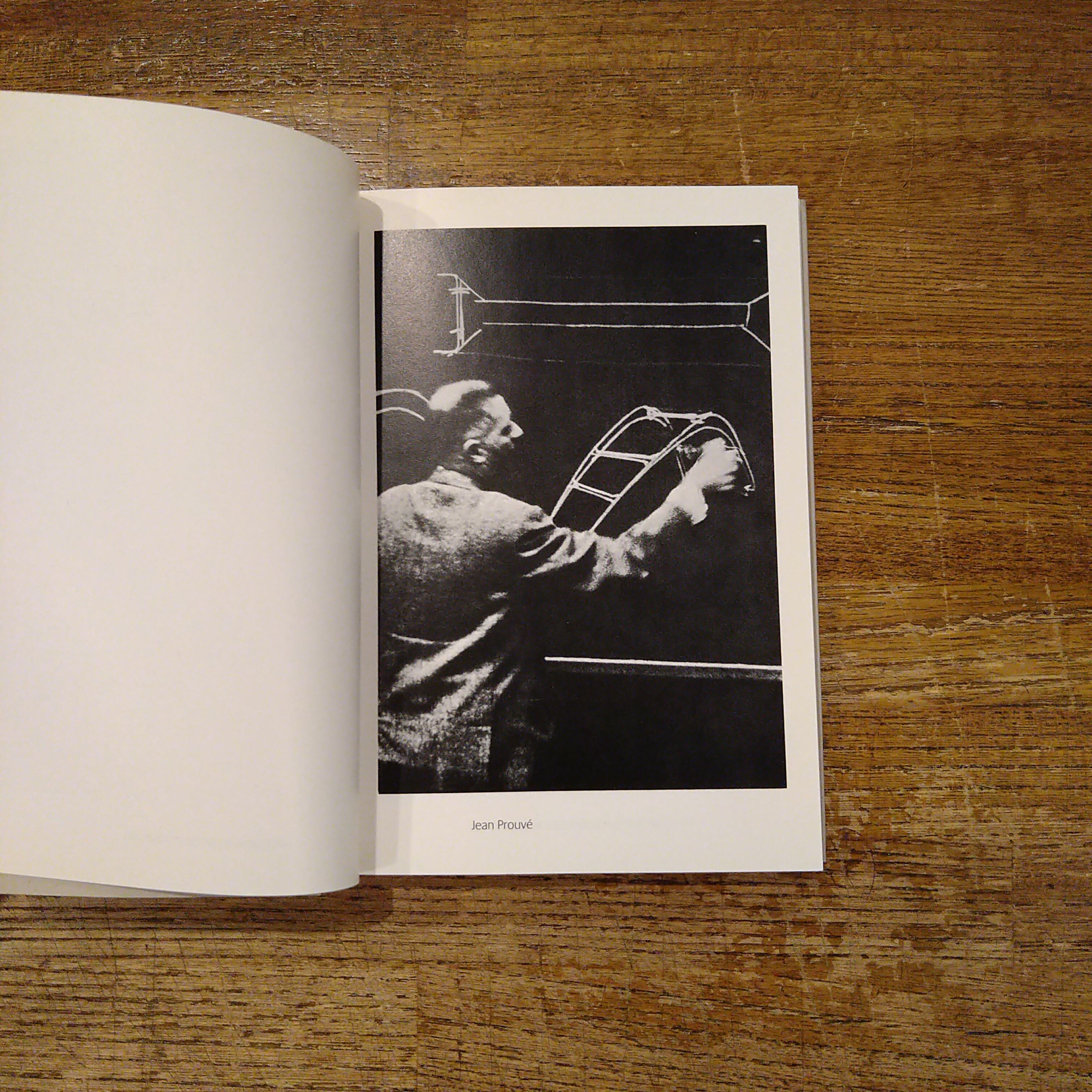 a world without words / Jasper Morrison | 百年
