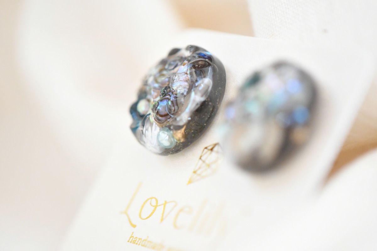 happinessshell一粒ピアス | yoo