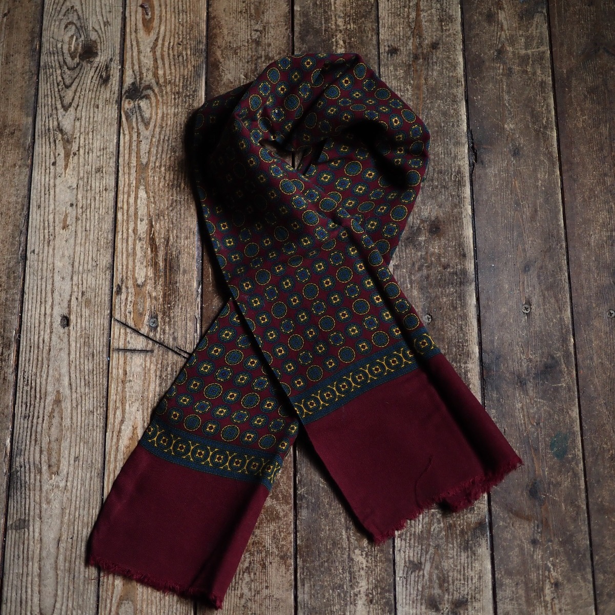 Euro Vintage Scarf ヨーロッパ ビンテージ スカーフ 総柄 | LITHIUM × Clover Over Dover