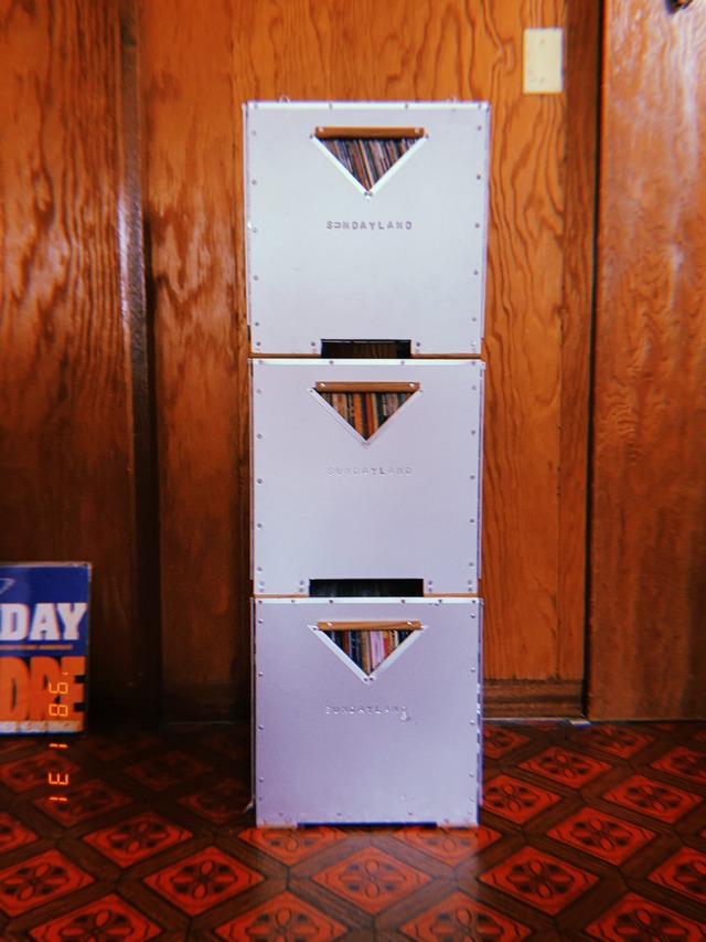 "12 Aluminum Foldable Vinyl Storage | SUNDAYLAND