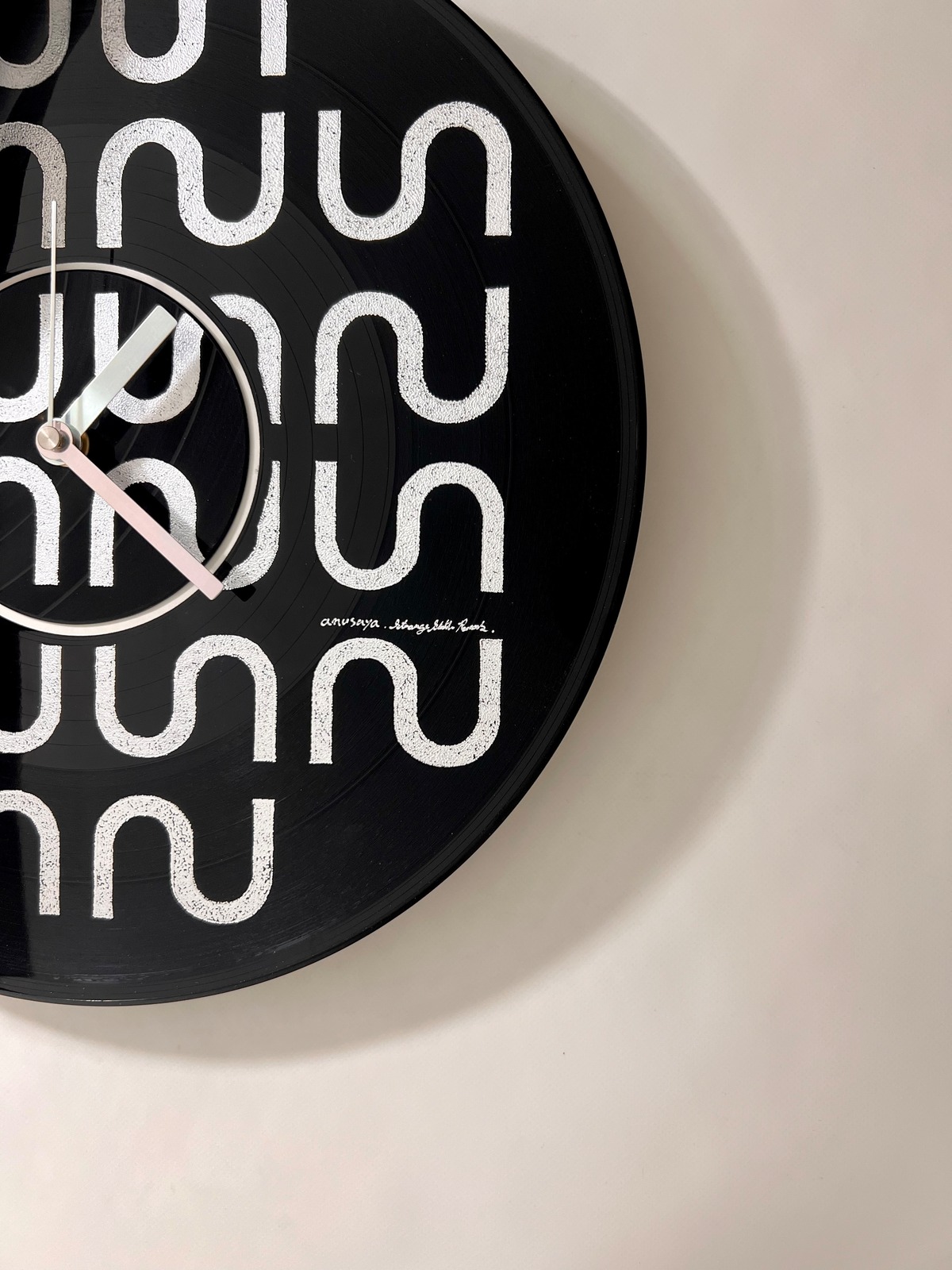 ＂waning moon wall clock " anusaya -nu - 箔hammer tone | anusaya